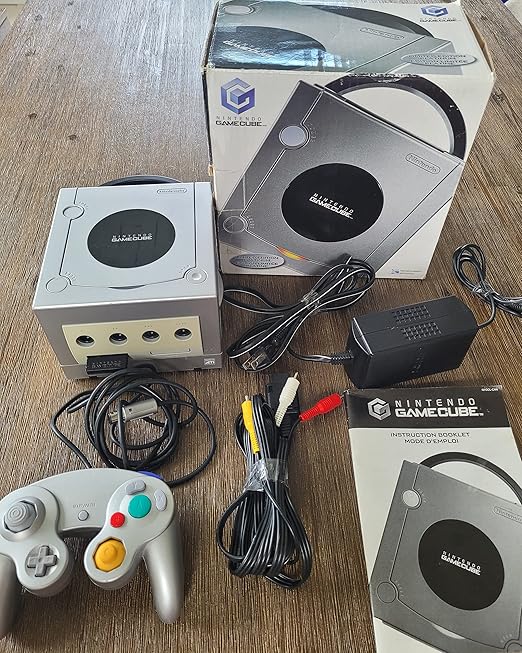 Nintendo Gamecube Console - Limited Edition Platinum: Gamecube: Video ...