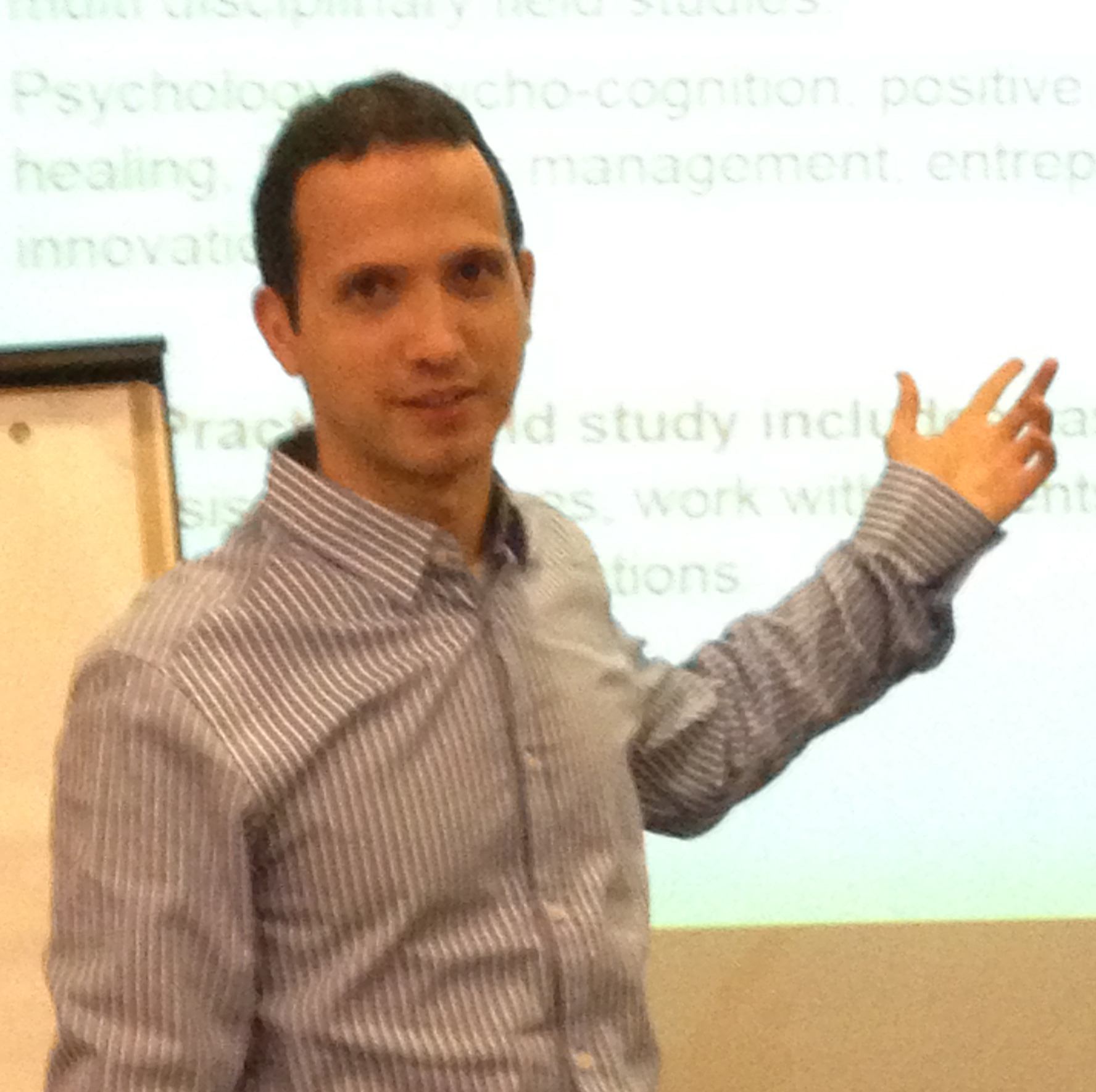 Amazon.com.br: Lavi Sigman: books, biography, latest update