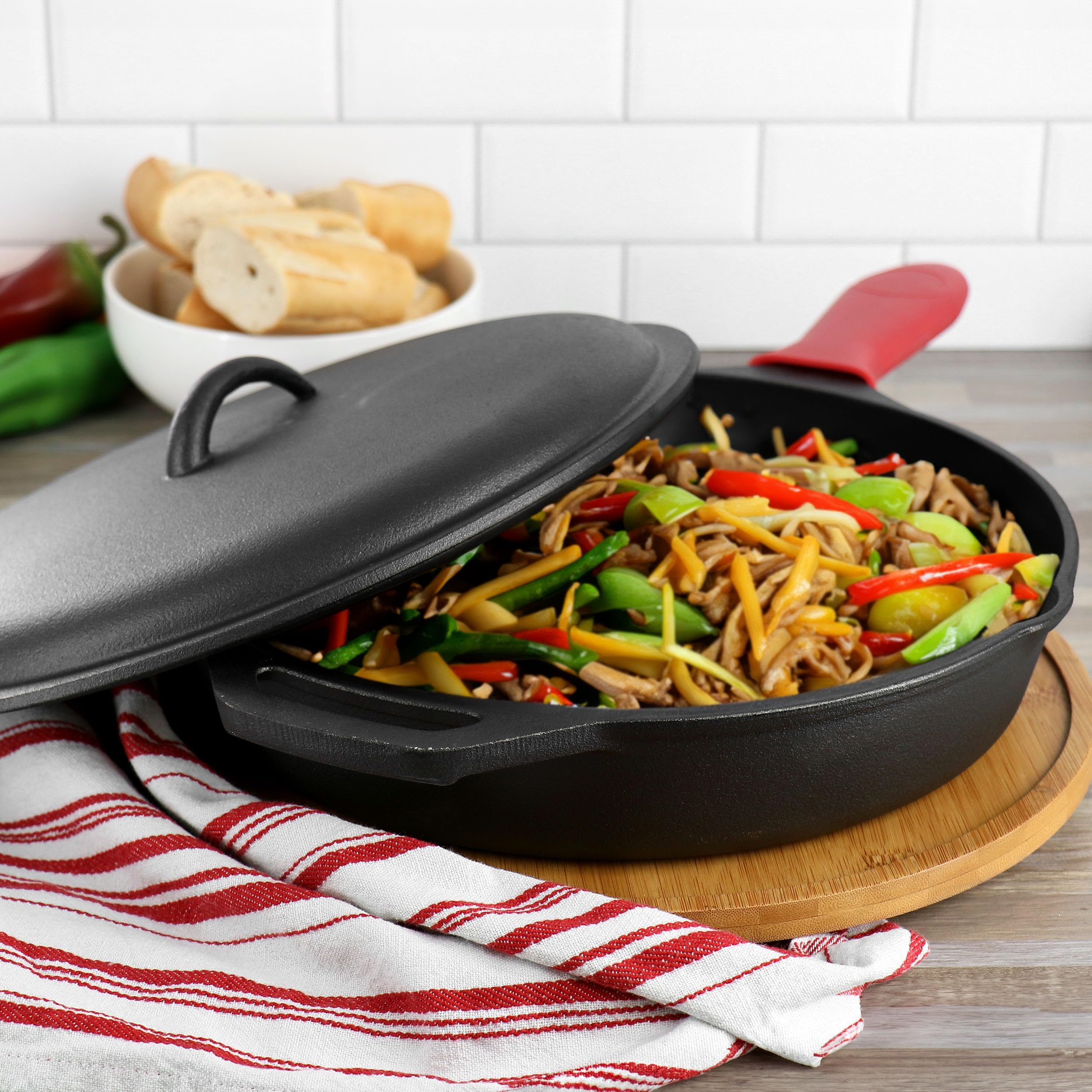 Snapklik.com : Megachef 12 Inch Pre-Seasoned Cast Iron Skillet
