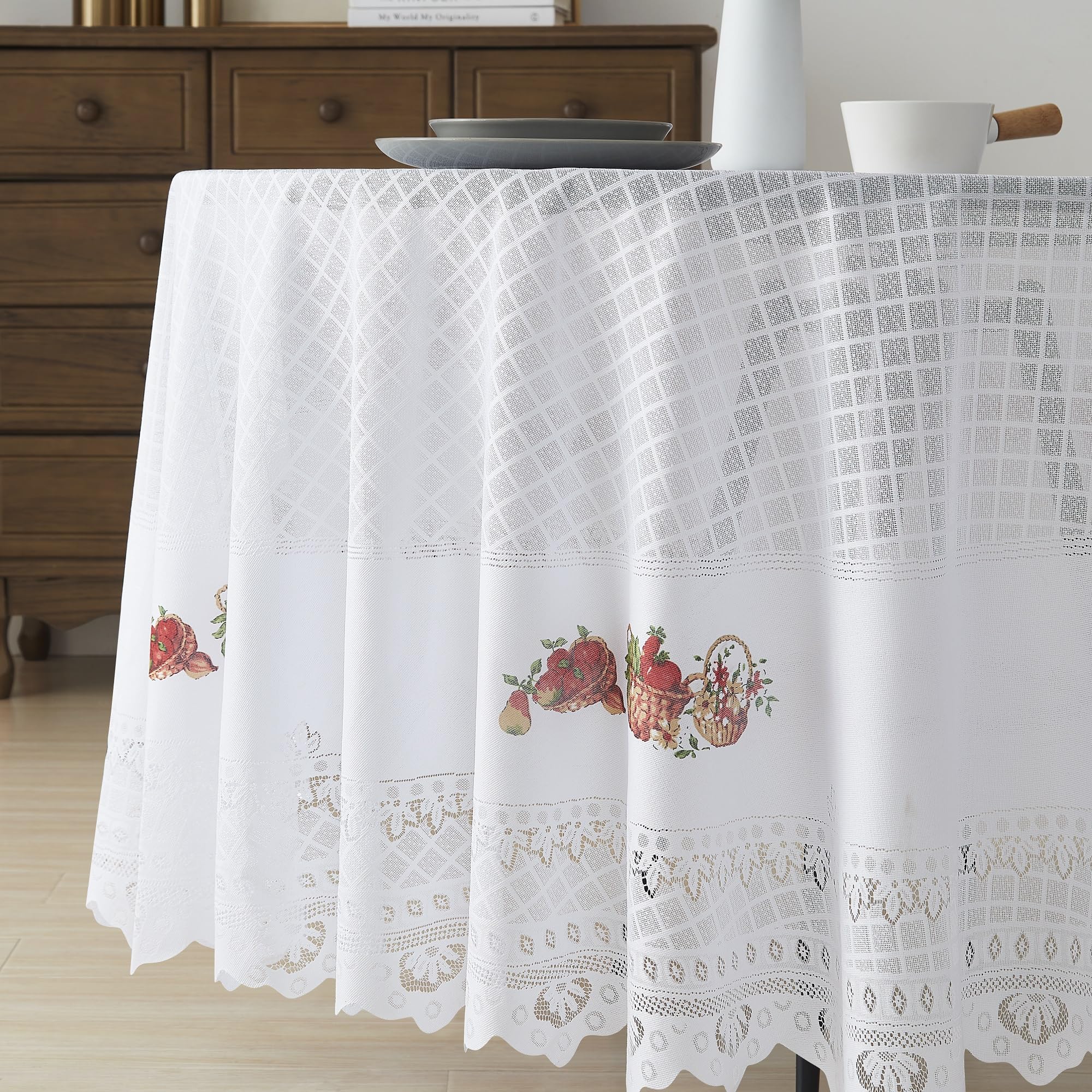 Amazon.com: WARM HOME DESIGNS 70 Inch Round Tablecloth for Farmhouse ...