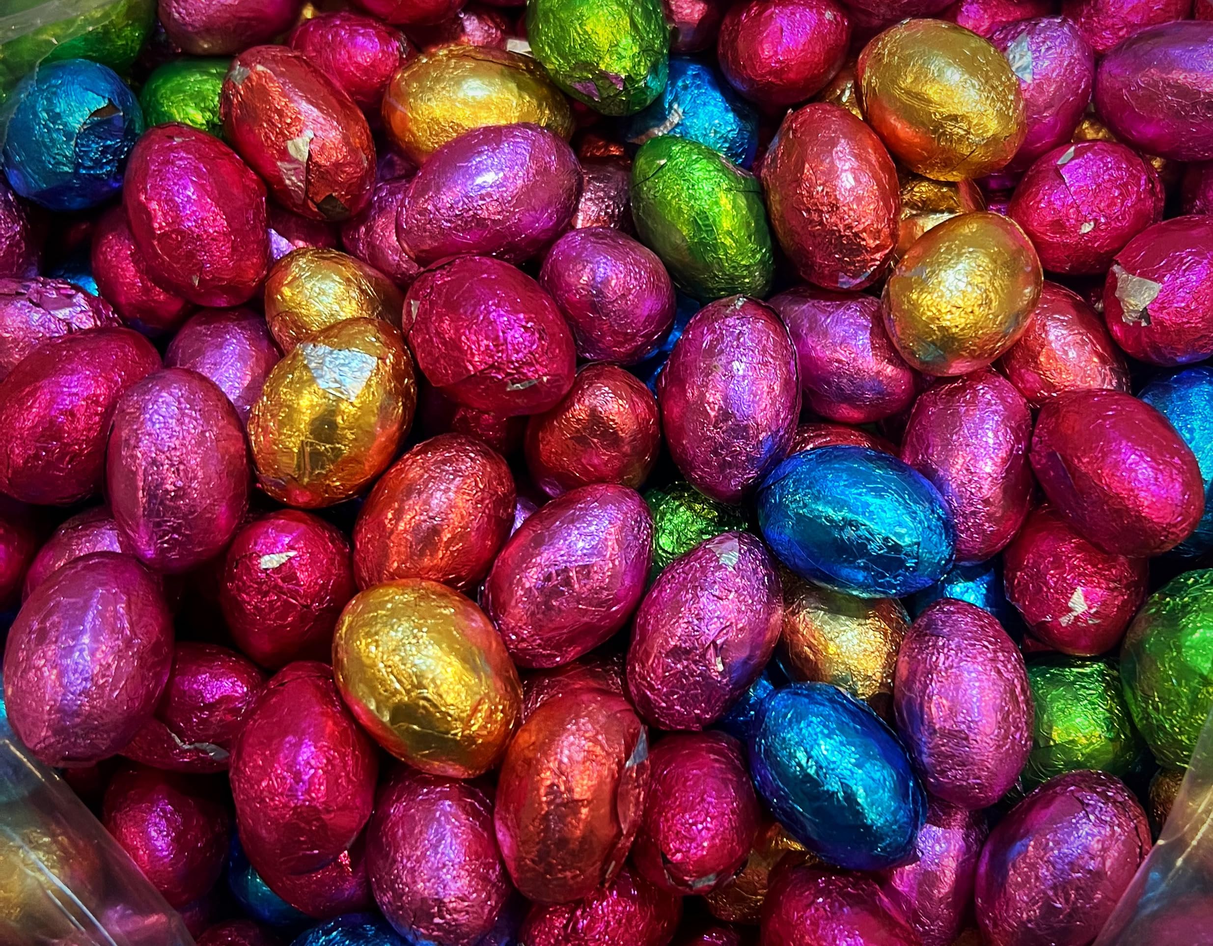 Multi coloured foil - CHOCOLATE EGGS 500gm (100) : Amazon.co.uk: Grocery