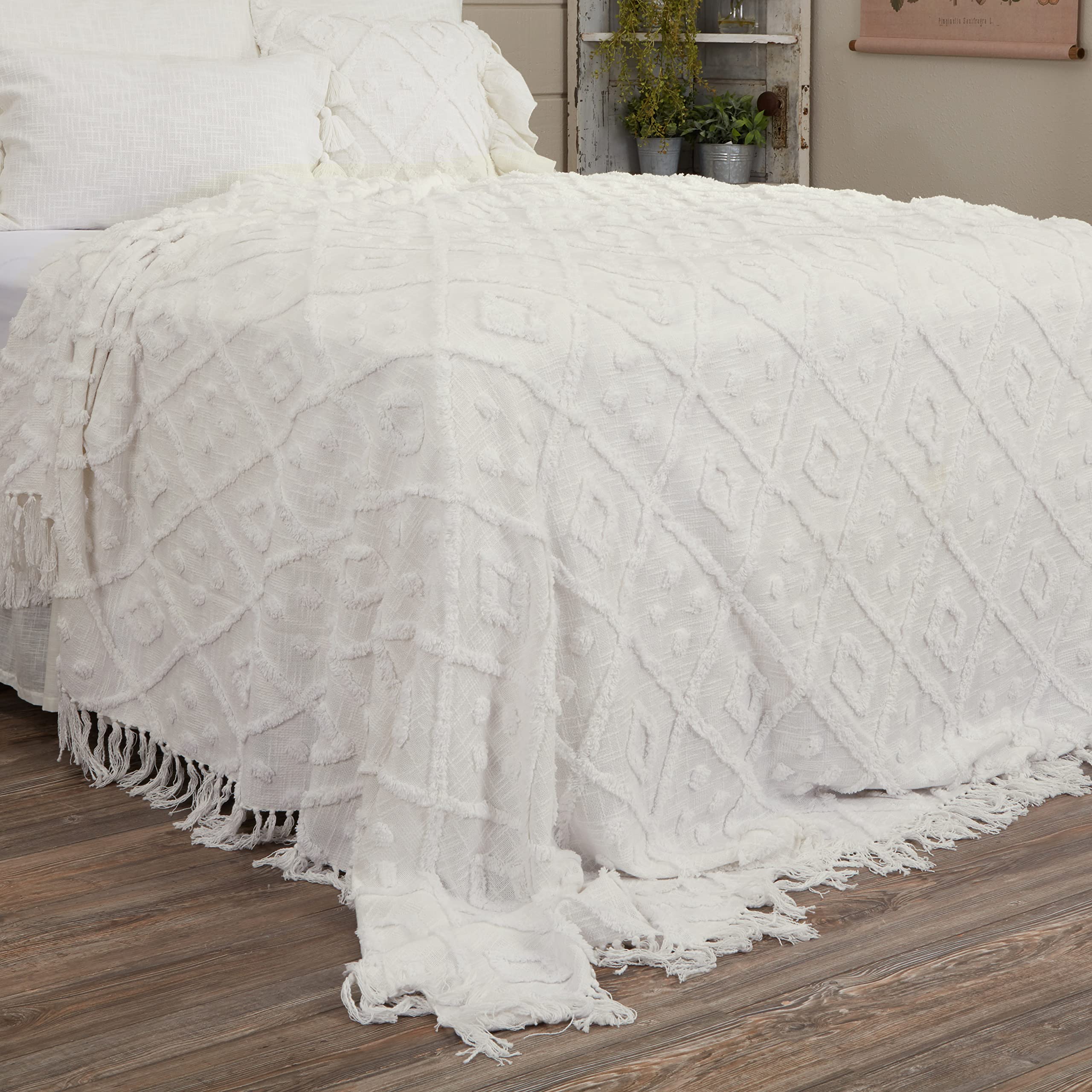 Tufted French Knot Coverlet