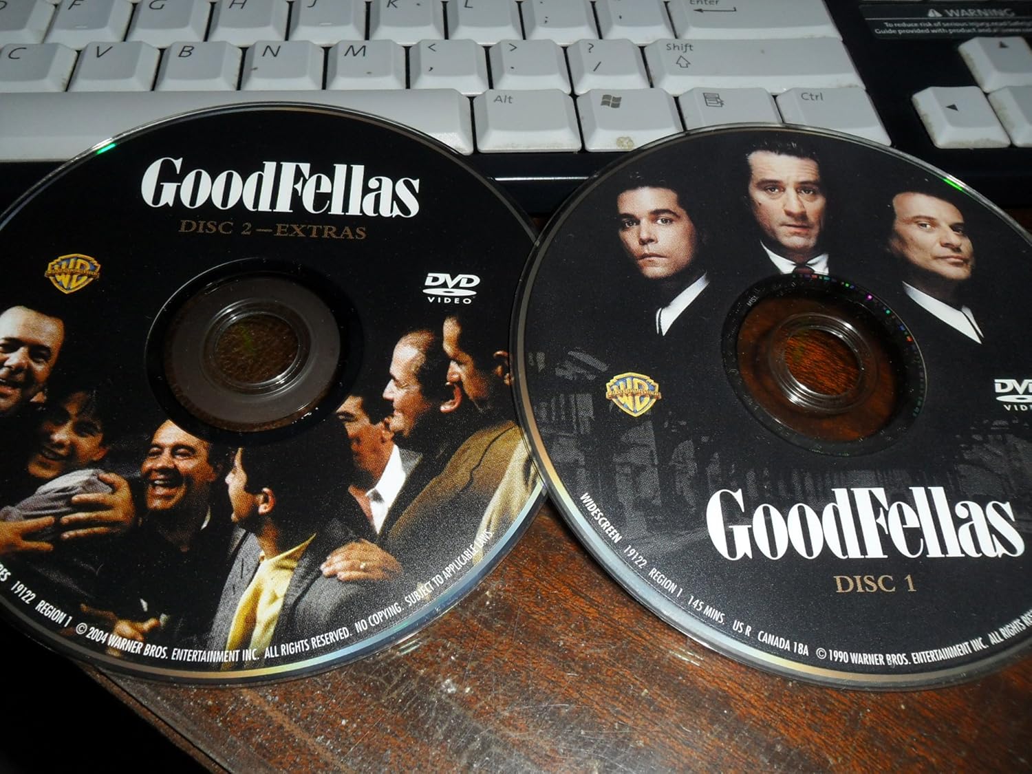 Goodfellas (2 Disc Special Edition) [1990] [DVD]: Amazon.co.uk: Robert ...