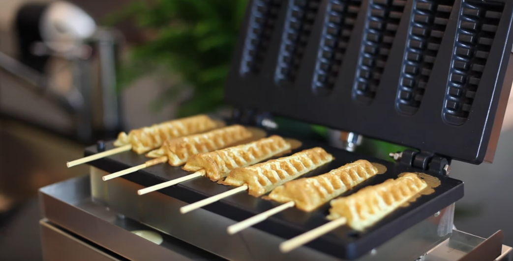 Watch How to cook Stick Waffles with ALDKitchen Waffle Maker on Amazon Live