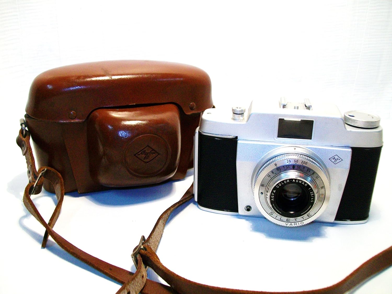 Amazon.com : AGFA Silette 35mm Camera with Original Case : Slr Film ...