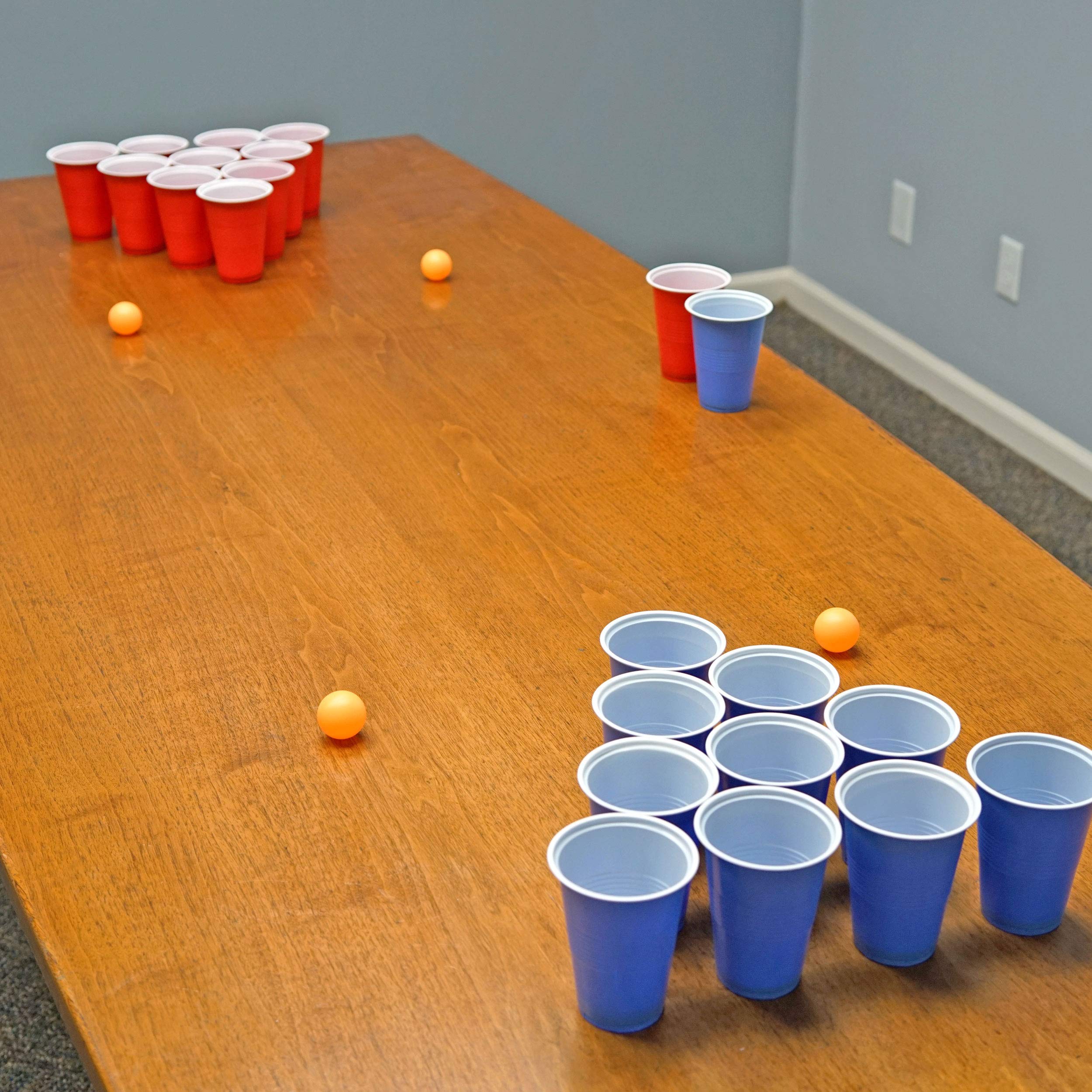 Snapklik.com : Fairly Odd Novelties FON-10253 Beer Pong Drinking Game Set