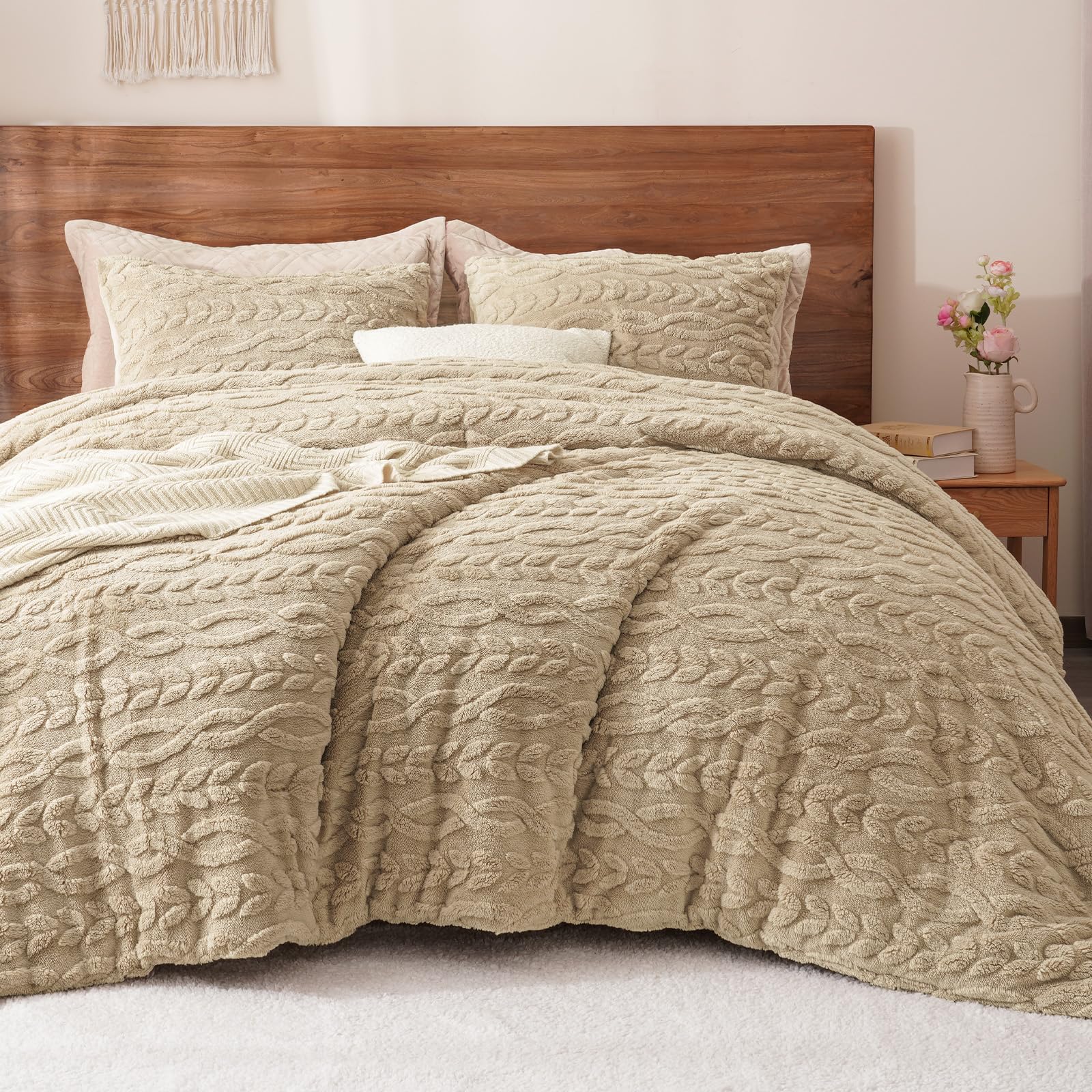 Amazon.com: PHF Fluffy Sherpa Fleece Comforter Set Queen, 3 Pieces Warm ...