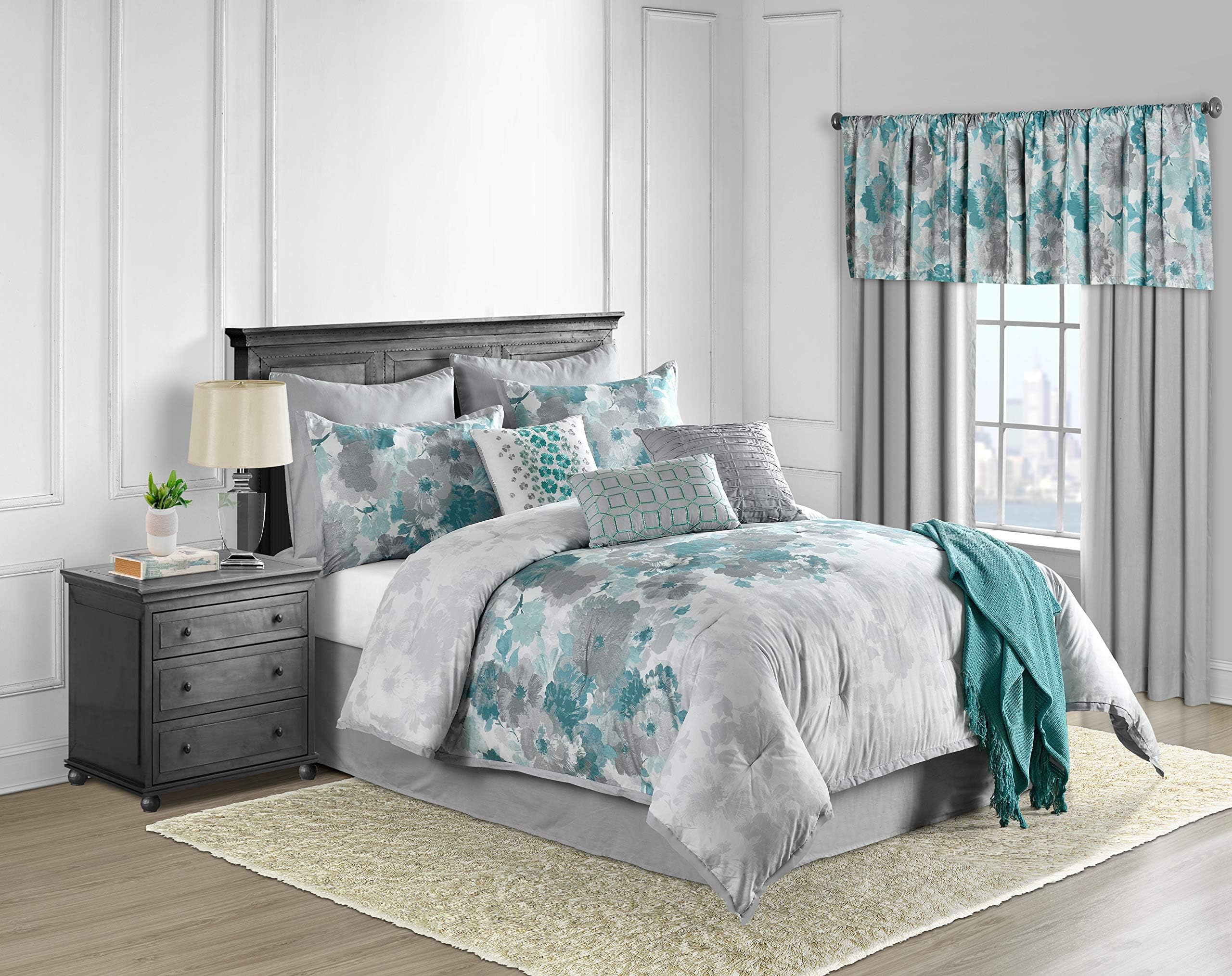 Amazon.com: Charisma - Queen 3 Piece Comforter + Sham Set - Terra ...
