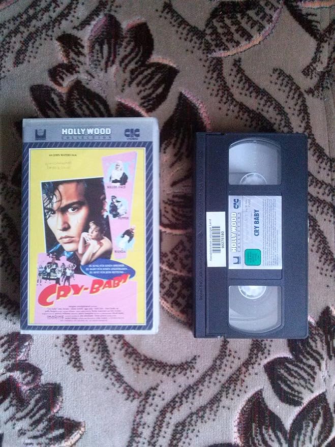 Cry Baby [VHS]: Amazon.ca: Movies & TV Shows