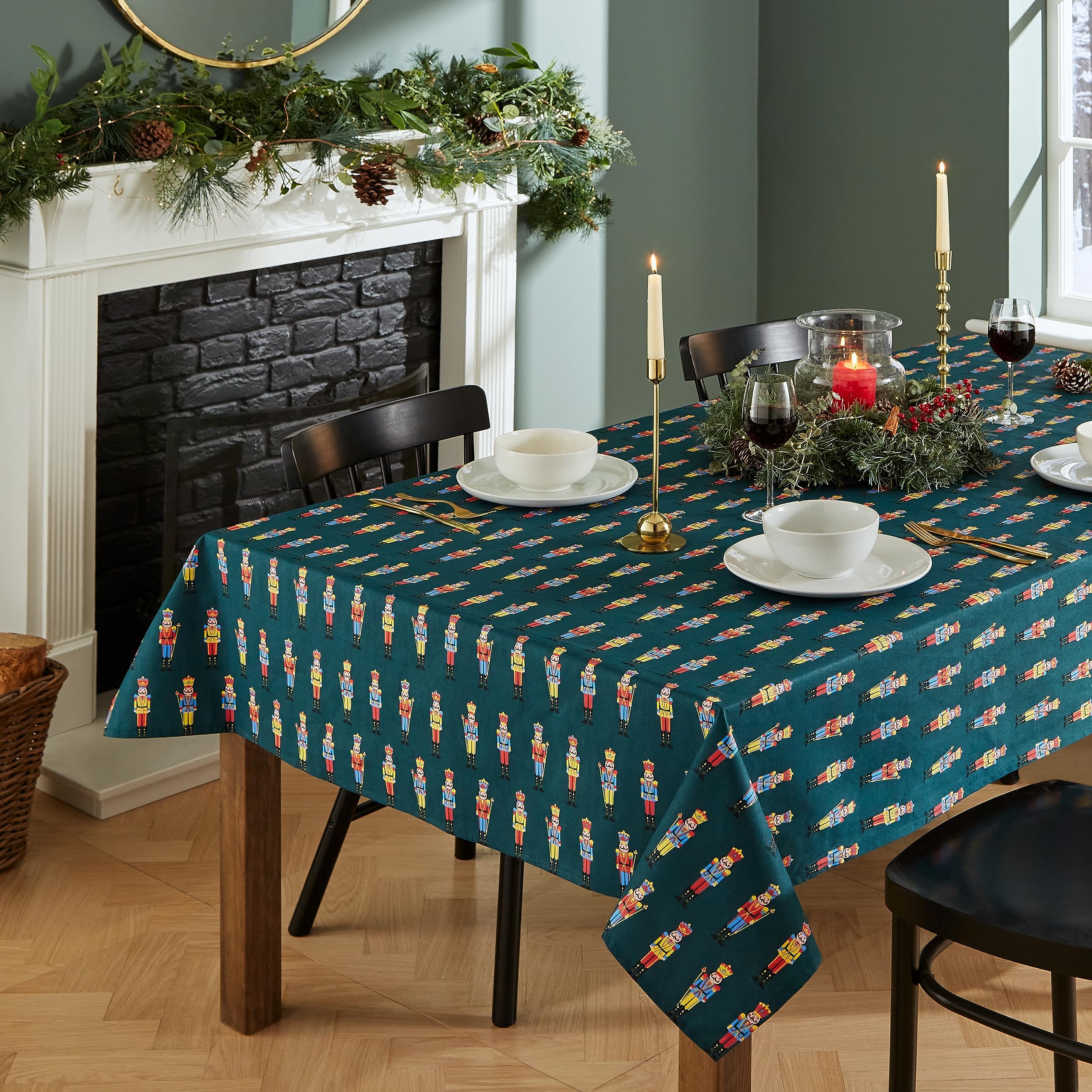 Emma Barclay Damask Rose - Jacquard Table Cloth in Forest Green - 52x70 ...