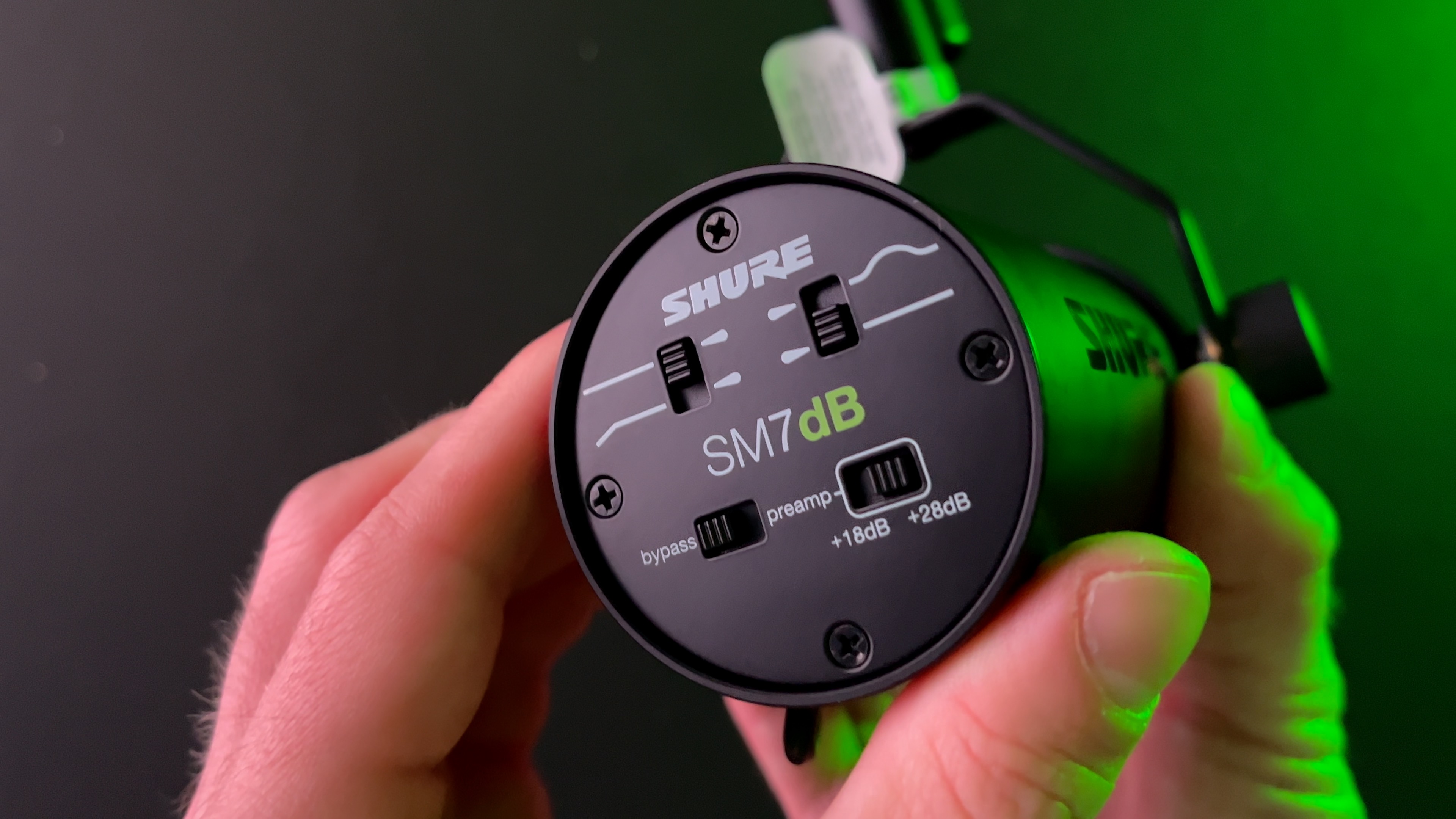 Watch Shure SM7dB - A Classic Microphone Updated on Amazon Live