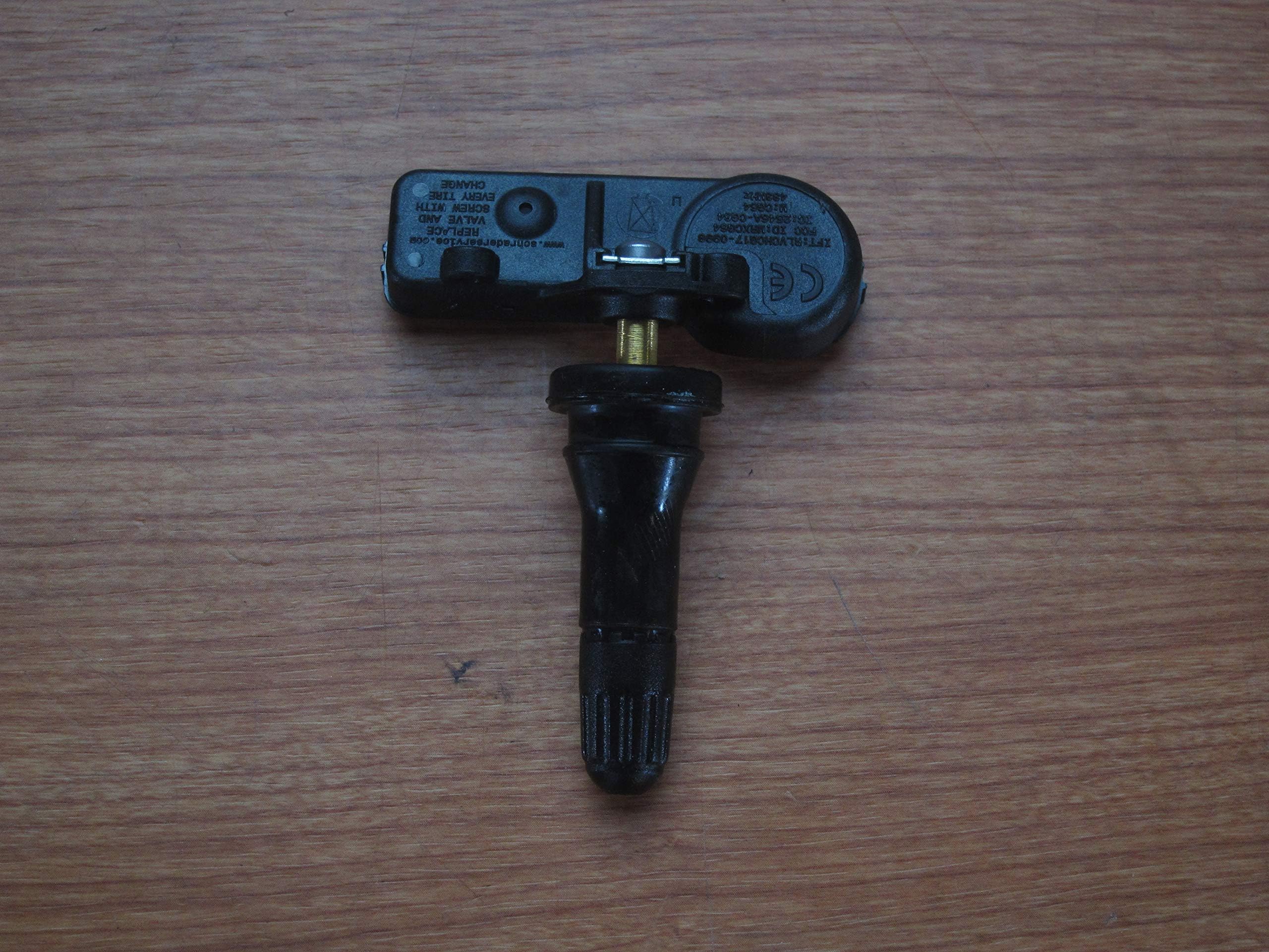 Amazon.com: Mopar 2019-2020 Ram 1500 DT (New Body Style) Tire Pressure ...