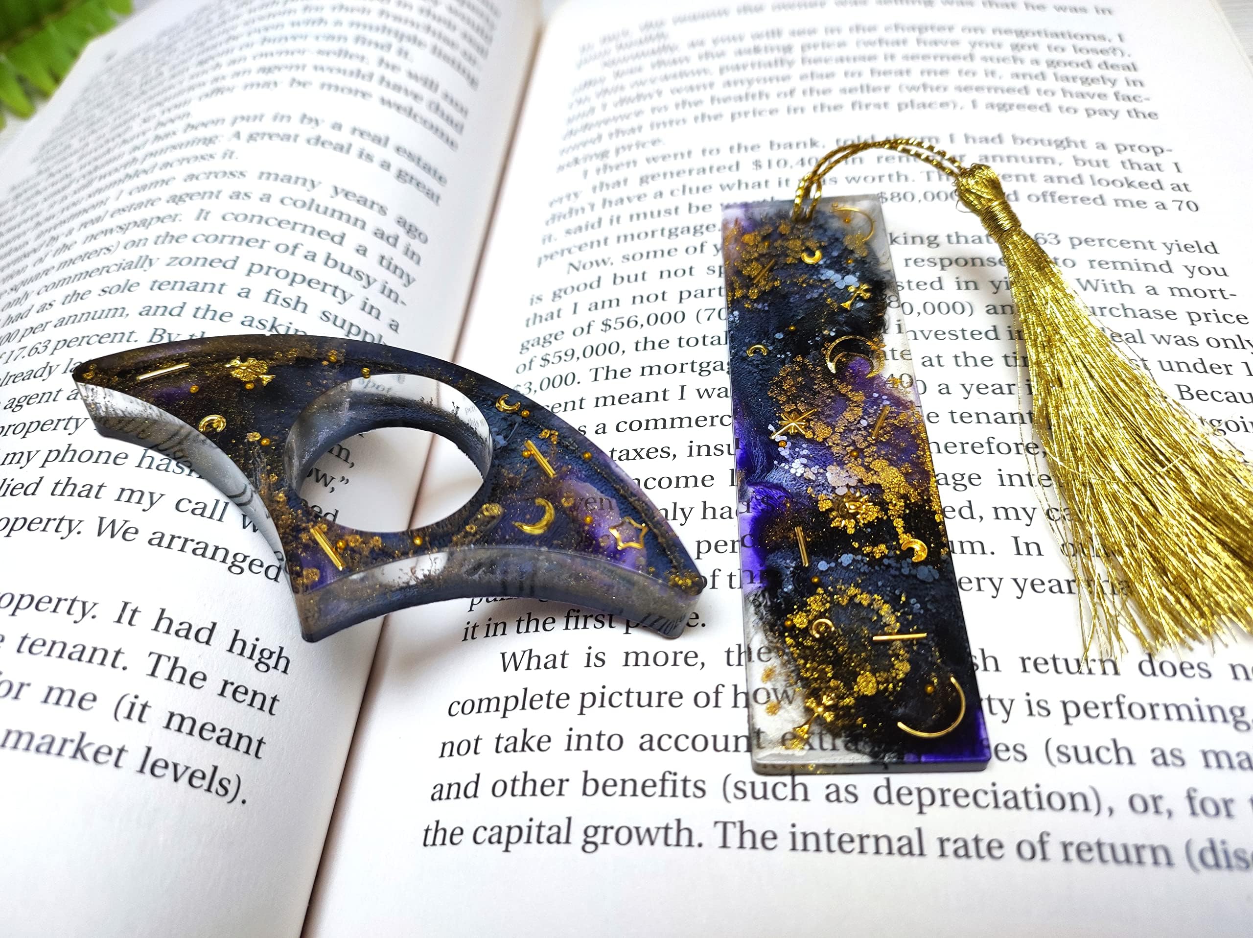 Amazon.com: Fantasy Resin Bookmark Set - Book Thumb Page Holder ...