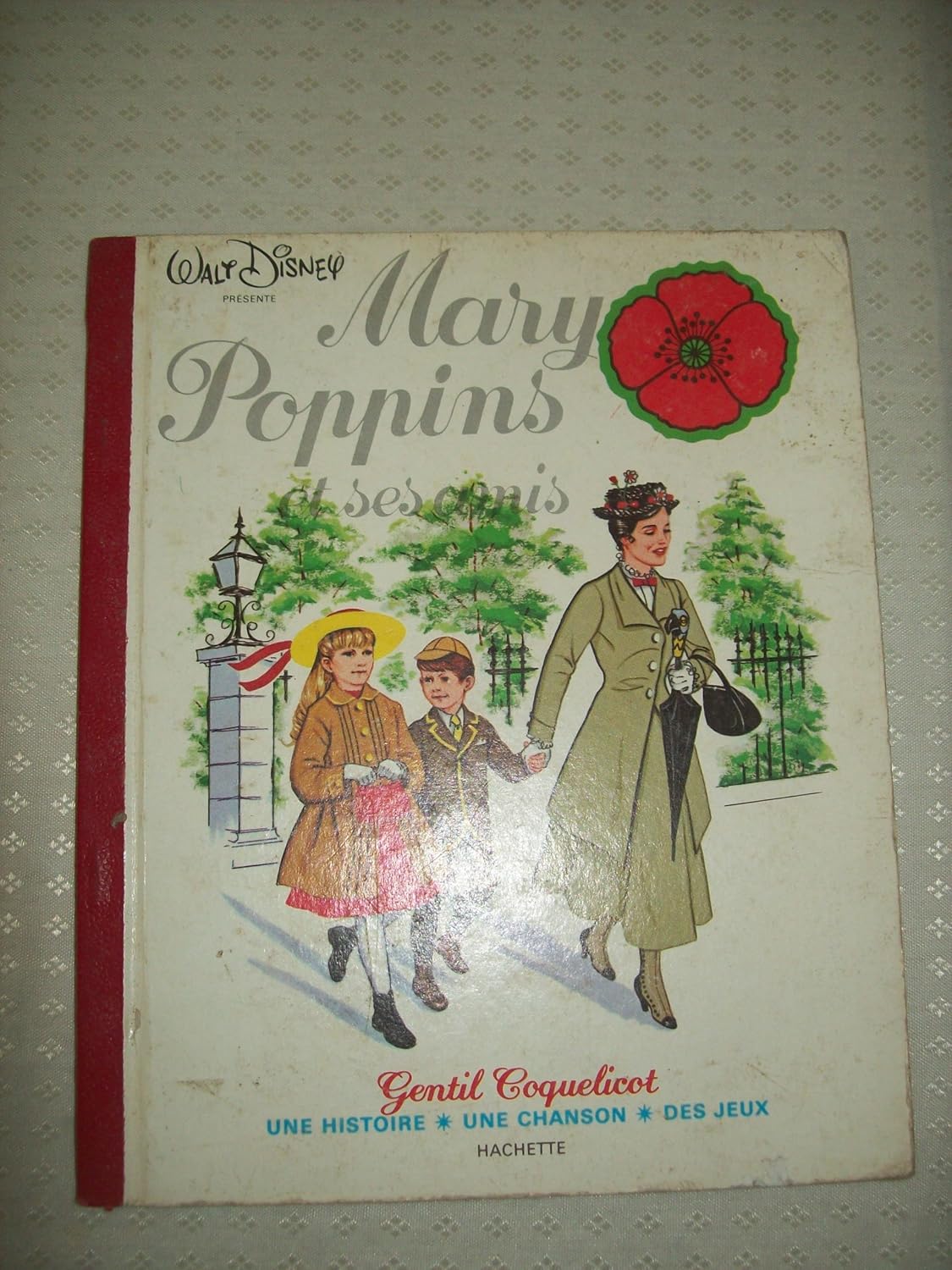 Walt Disney's Story of Mary Poppins: P. L. Travers: 9782010051920 ...