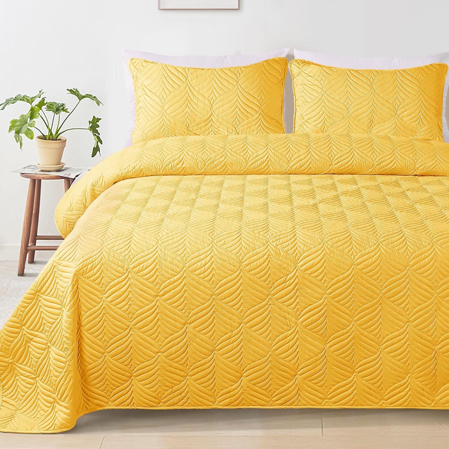 Amazon.com: Whale Flotilla Quilt Set Oversized California King Size, 3 ...