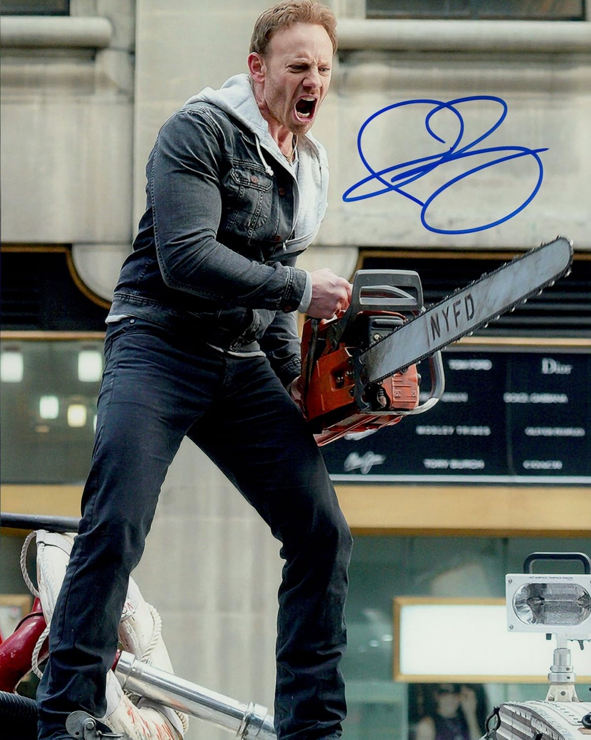 Ian Ziering autographed photo at Amazon's Entertainment Collectibles Store