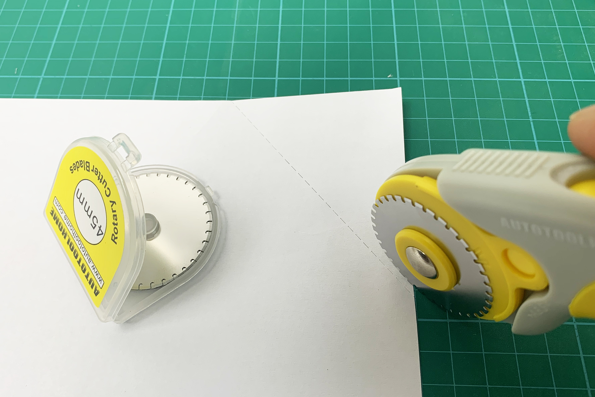 Watch How to Easily Cut Paper Dotted Lines on Amazon Live