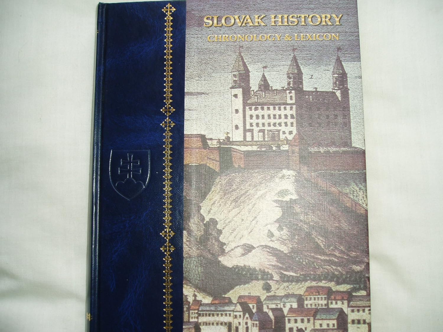 Amazon.com: Slovak History: Chronology and Lexicon: 9780865164444 ...