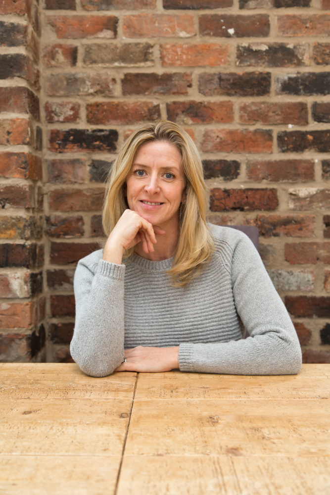 Amazon.co.uk: Loretta Hourigan: books, biography, latest update