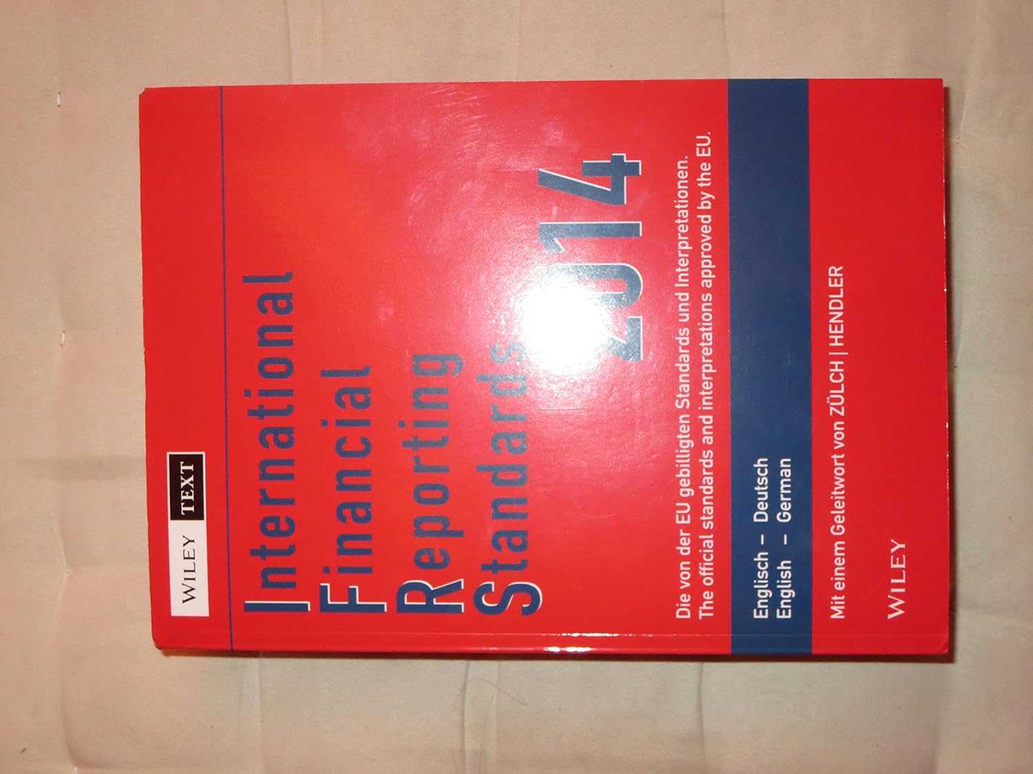 Amazon.com: International Financial Reporting Standards (IFRS) 2014: 9783527507931: Books