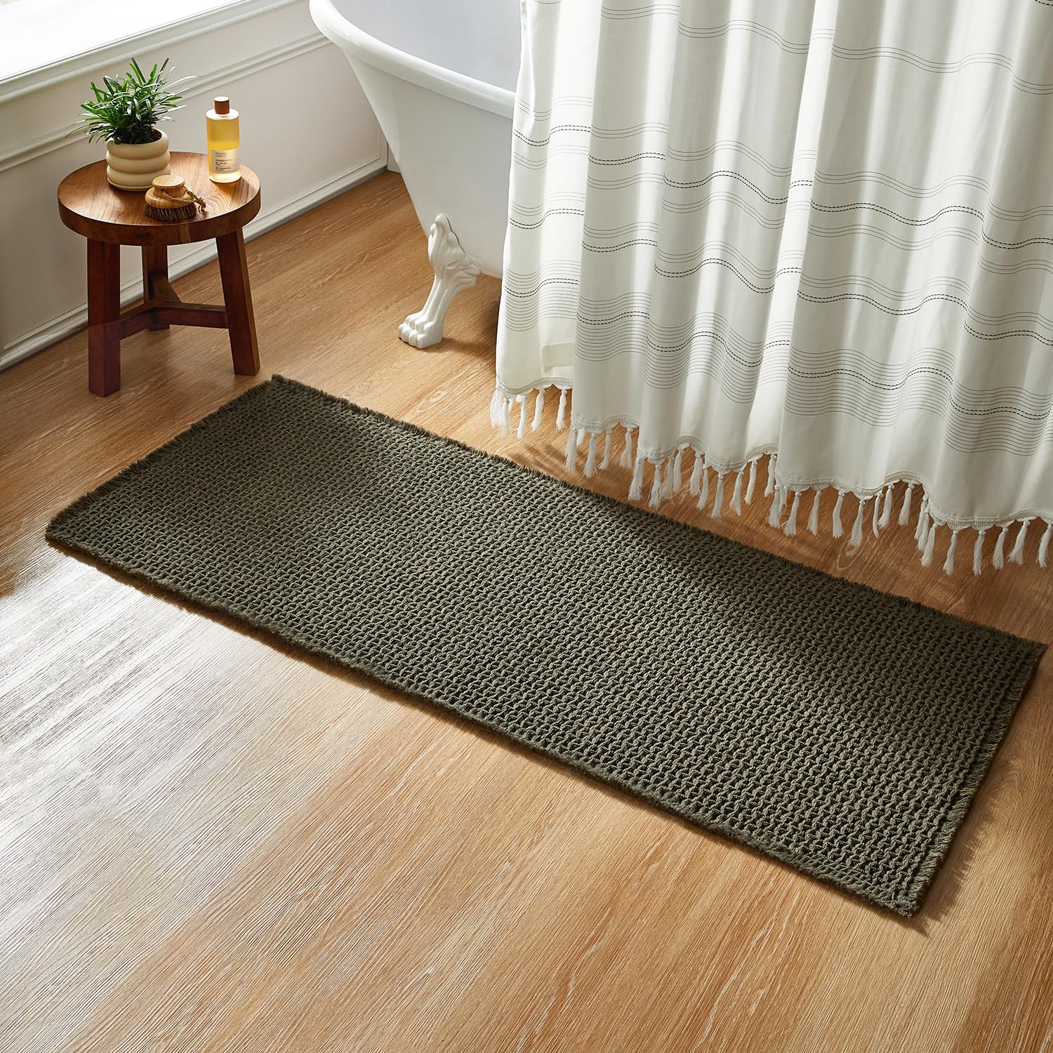 Amazon.com: TYUU Long Bathroom Rugs, Super Absorbent Non Slip Bath Mat ...