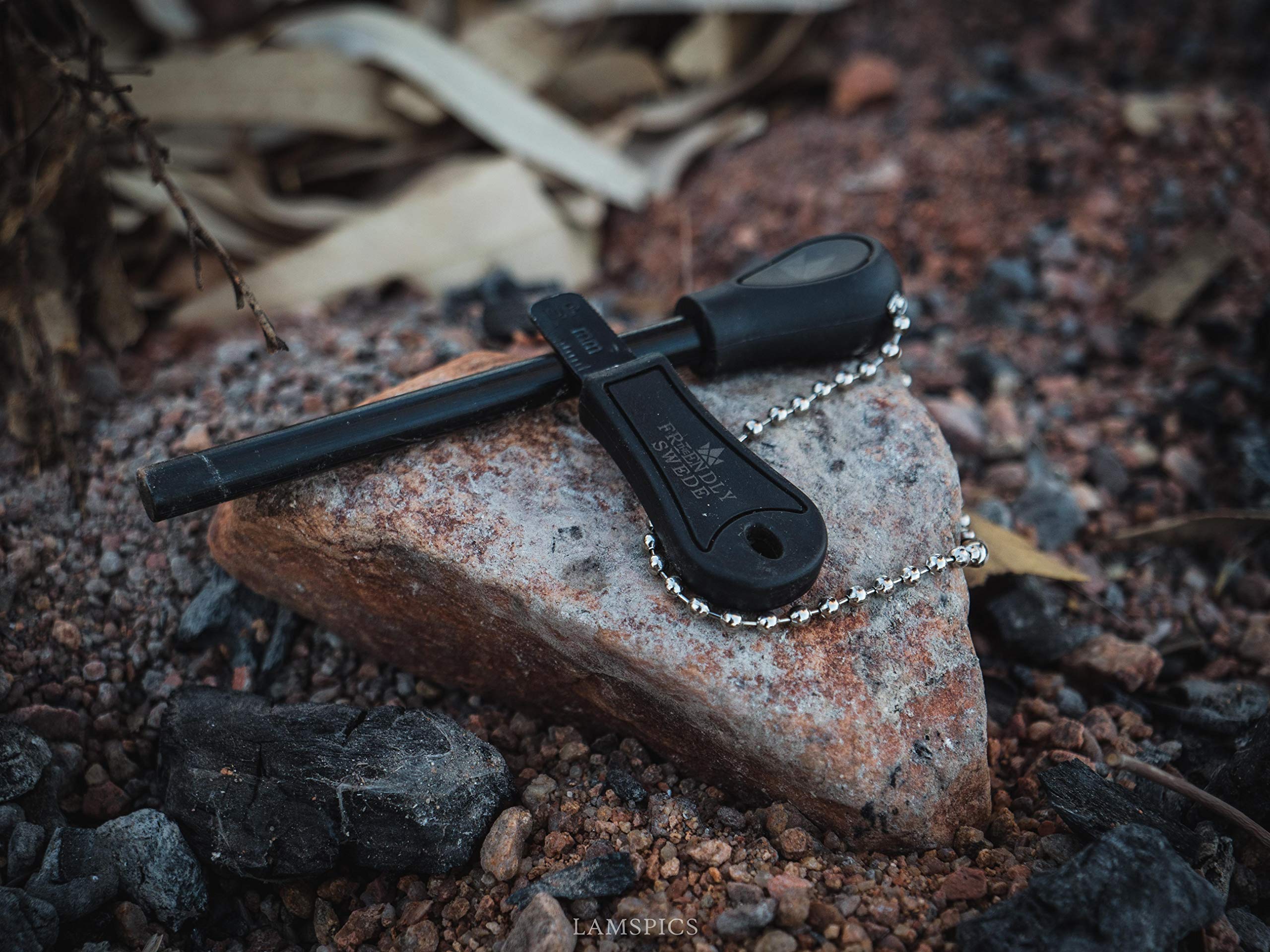 THE FRIENDLY SWEDE Ferro Rod Fire Starter - Easy Grip - Survival Fire ...