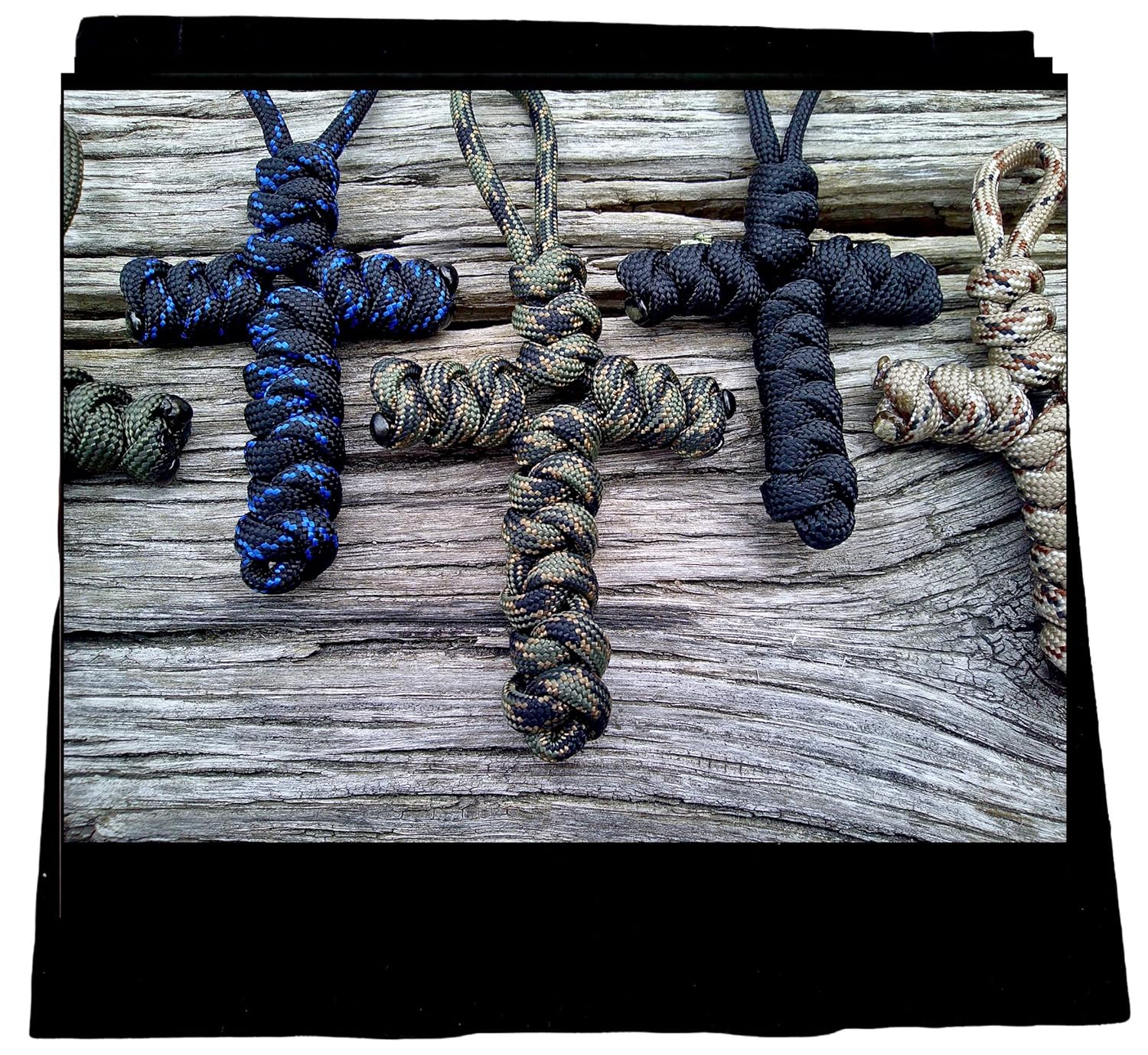 Amazon.com: Paracord Pocket Cross, Military/Law Enforcement Pocket ...