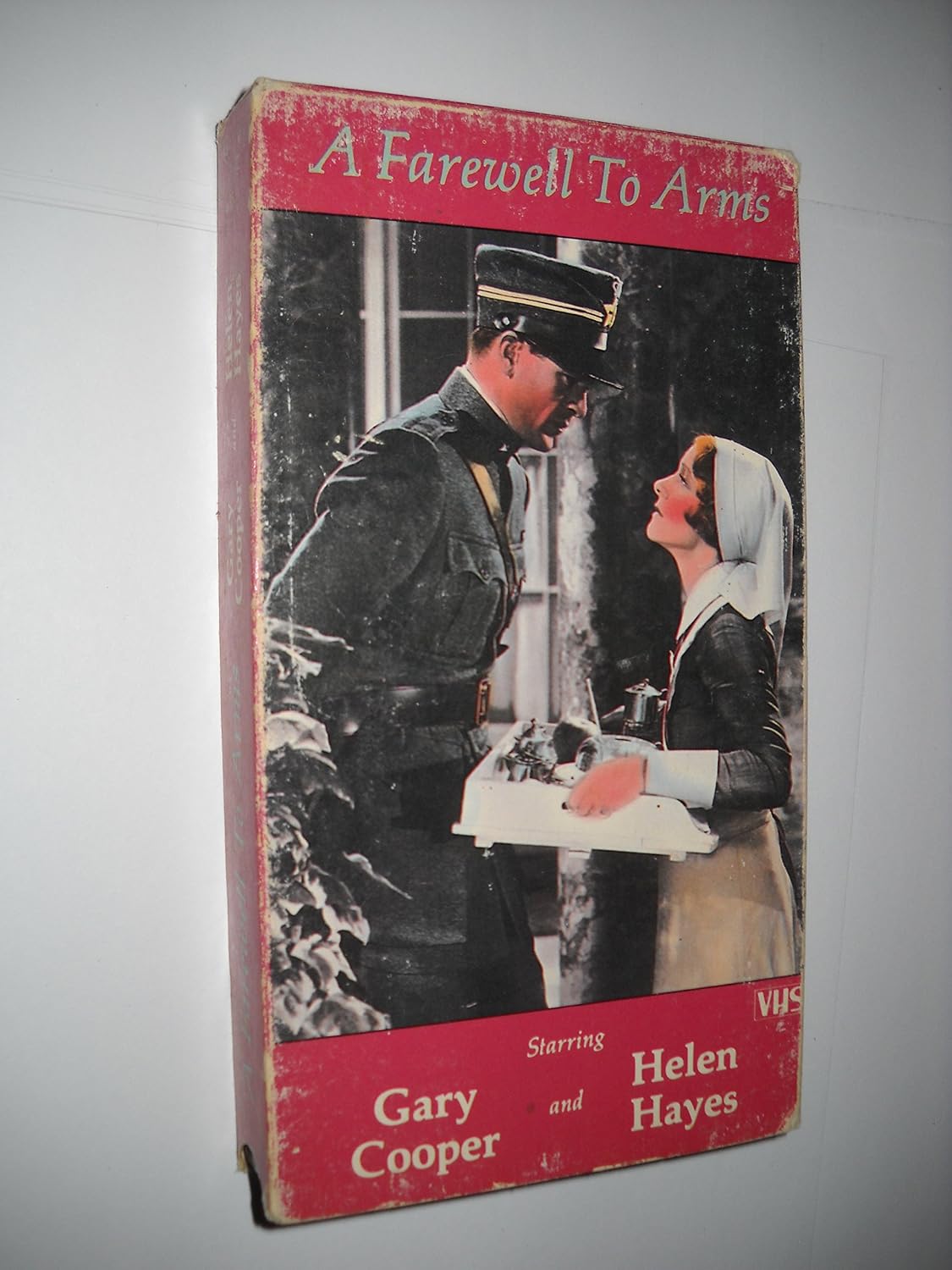 Amazon.com: Farewell to Arms [VHS] : Hayes, Cooper, Menjou, Philips, La ...