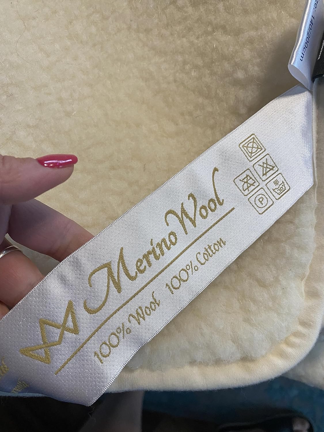 Merino Wool Bedding, natural bedding wool mattress topper fleece sheet ...