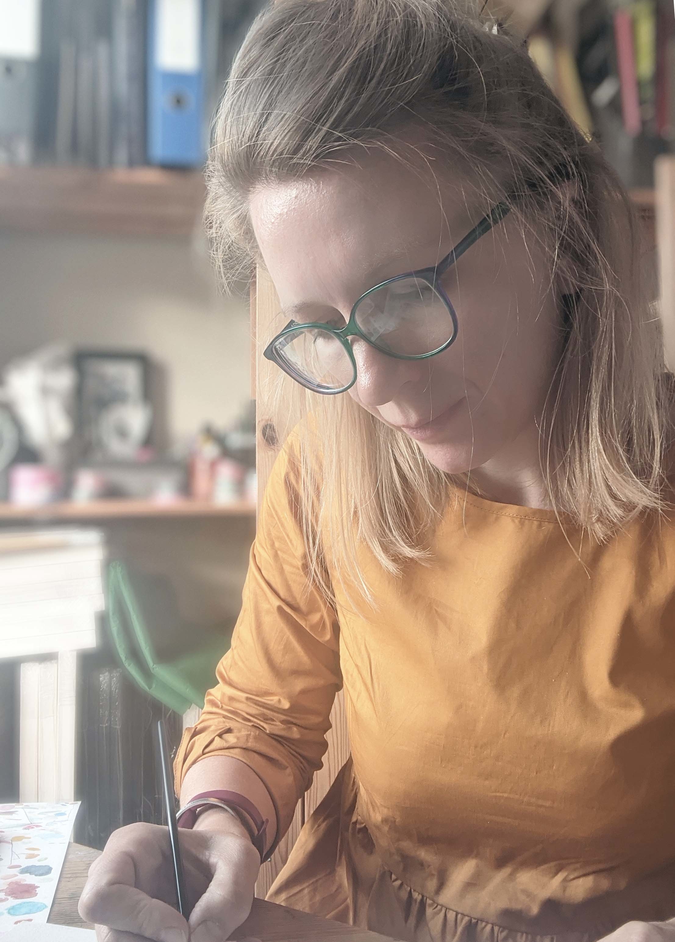 Amazon.com: Jen Russell-Smith: books, biography, latest update