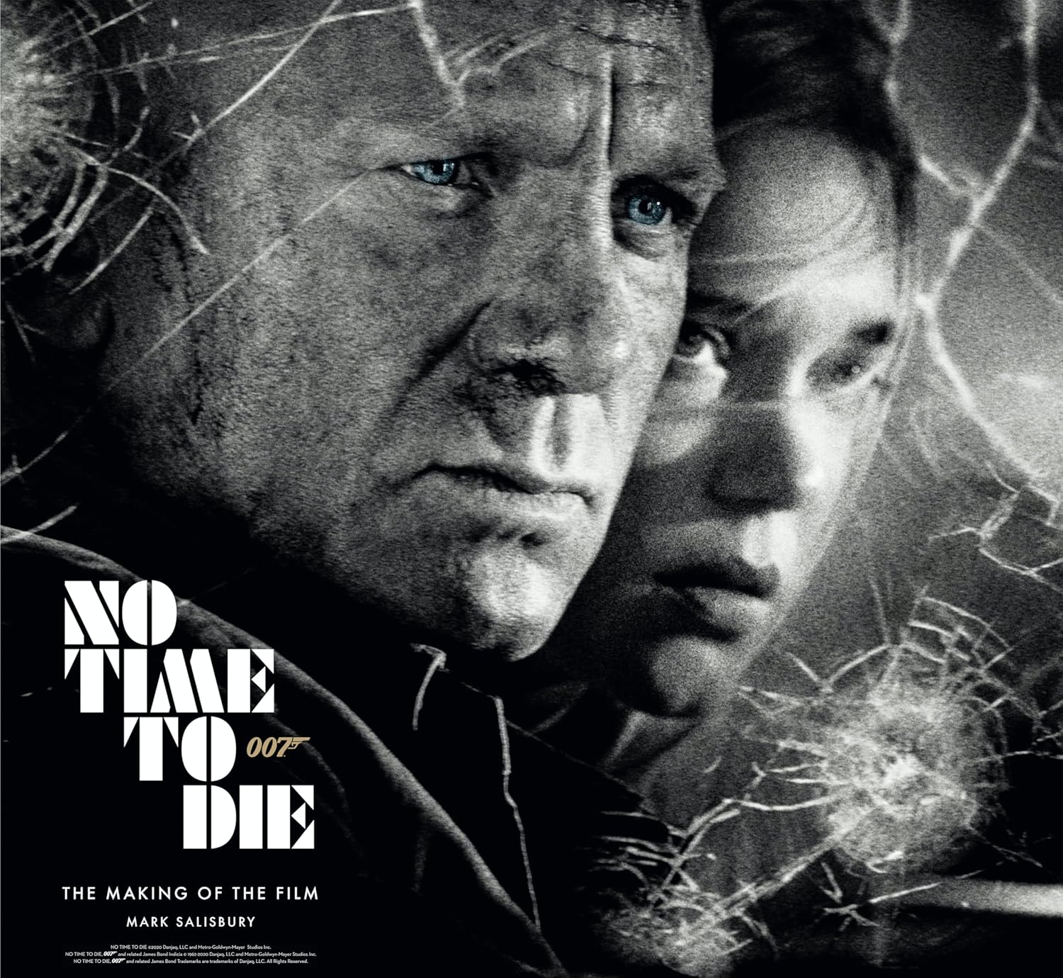 Amazon.com: No Time to Die: The Making of the Film: 9781789093599 ...