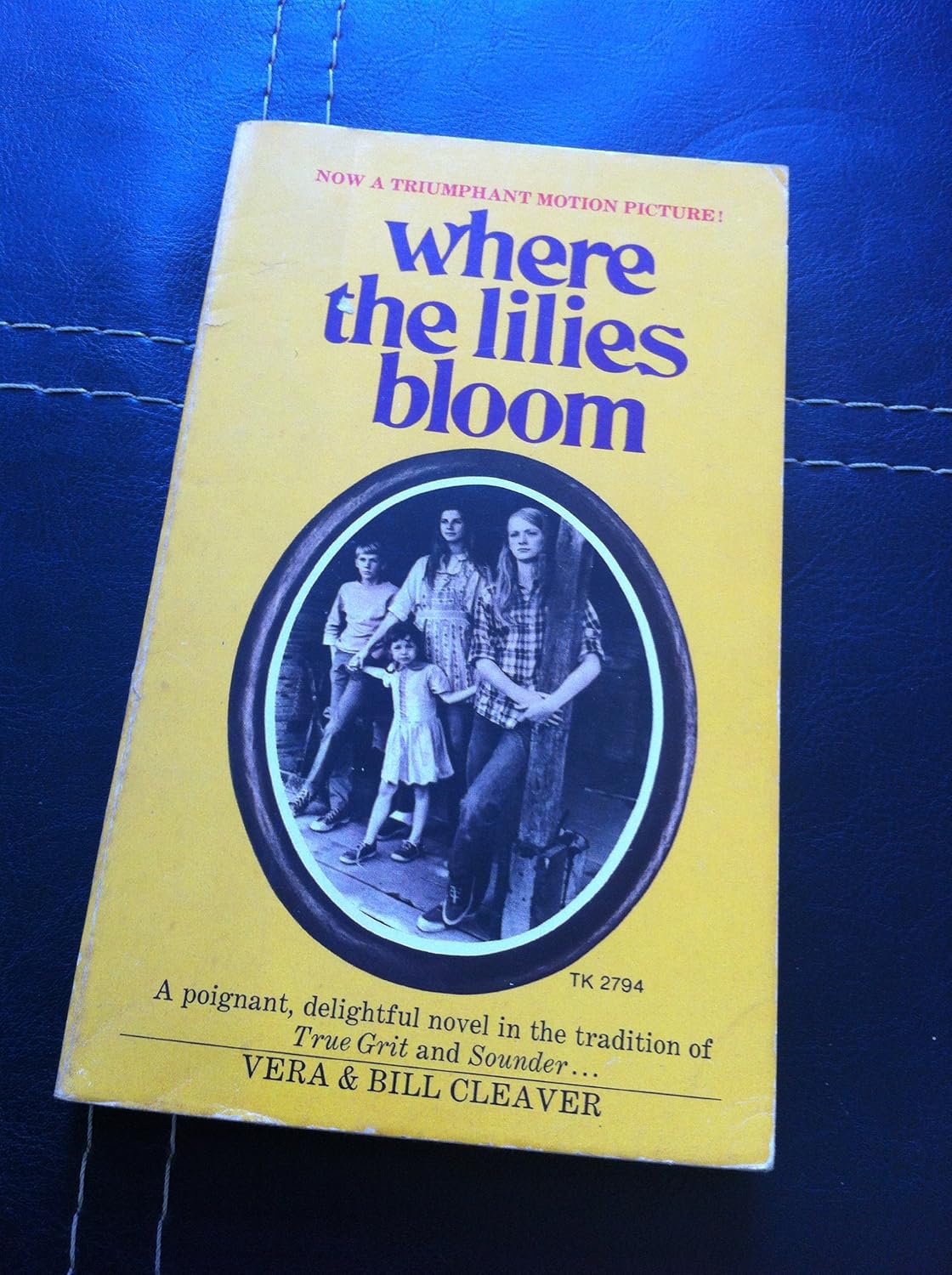 Where the Lilies Bloom: Cleaver, Vera and Bill: 9780451122926: Amazon ...