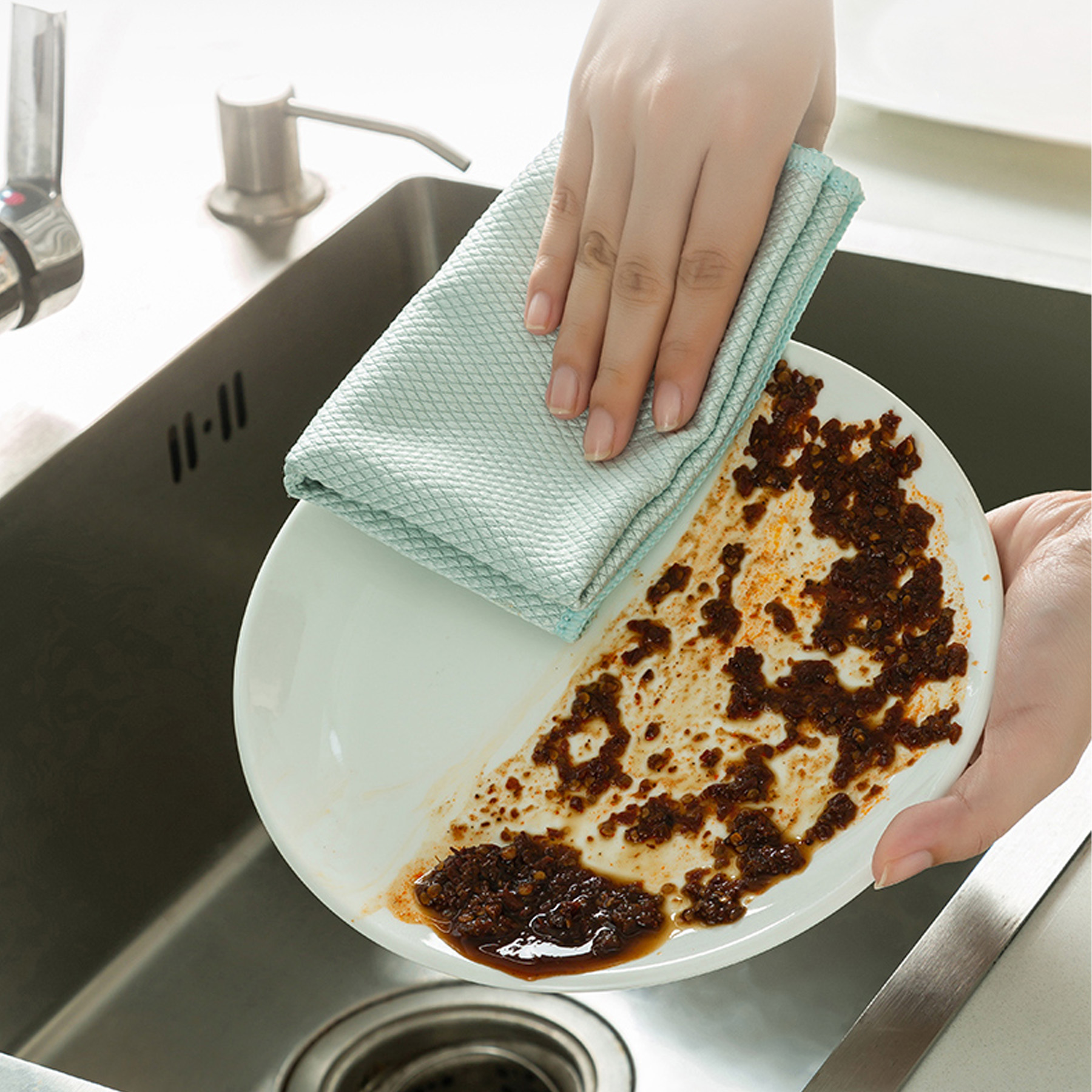 Watch Nano Streak Free Miracle Cleaning Cloths on Amazon Live