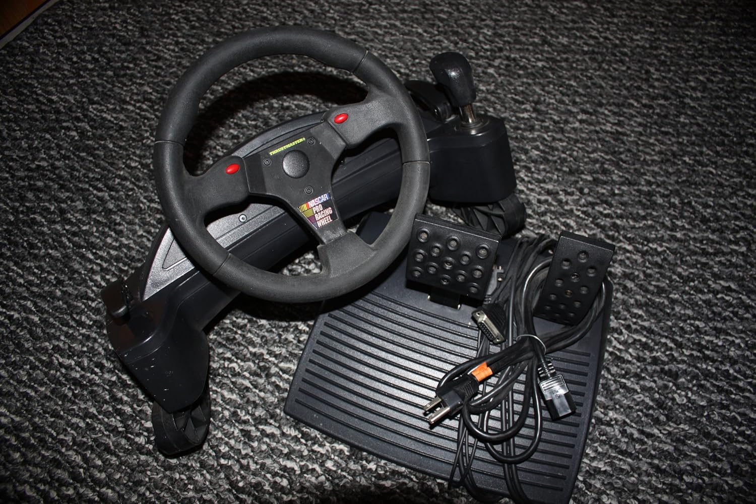 Guillemot Thrustmaster Nascar Pro Digital 2 : Amazon.com.mx: Videojuegos