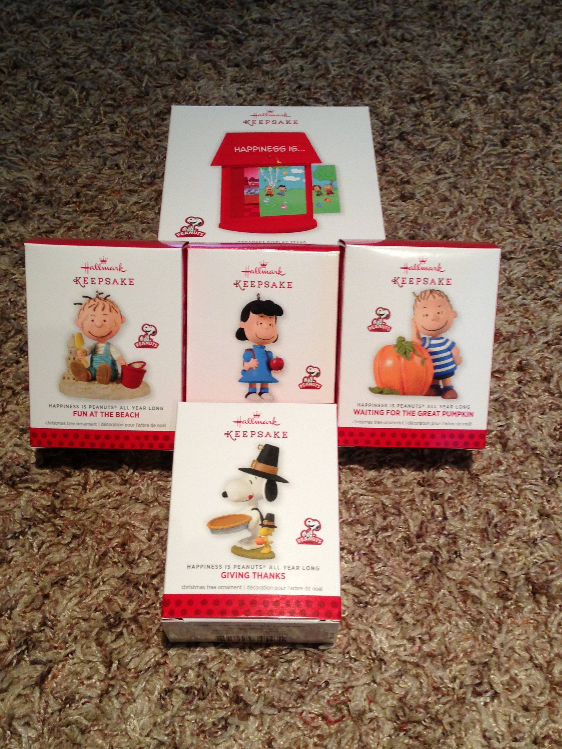 Halloween 2013 Hallmark Peanuts Display Hallmark Paj1107 Peanuts