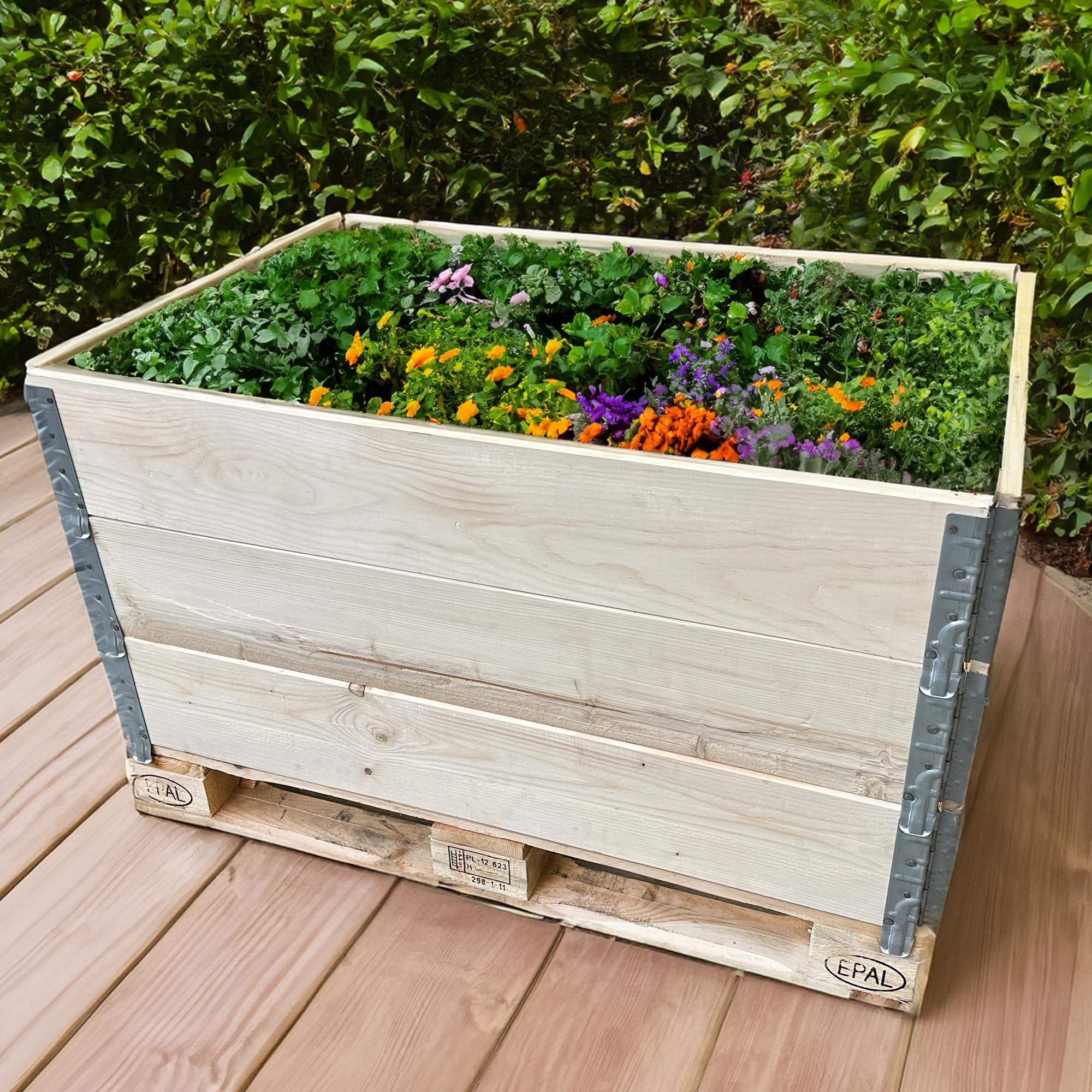 Raised Flower Bed With Pallets Raised Bed Gardens From Pallets
