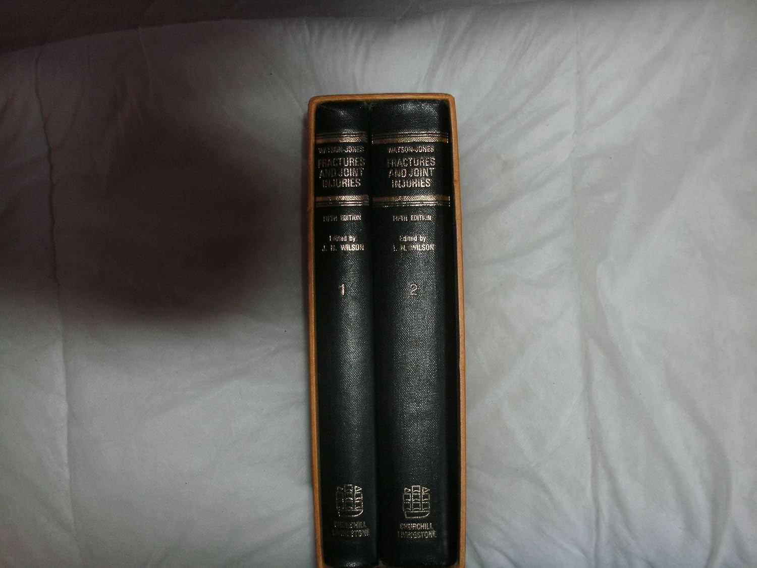 Fractures and Joint Injuries: Sir Reginald Watson-Jones: 9780443011054 ...