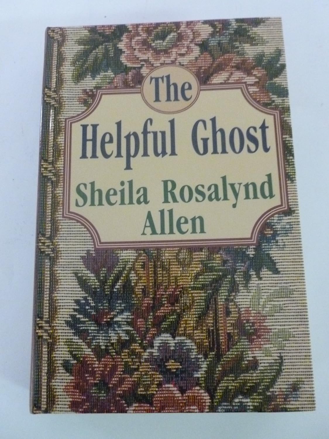 Amazon.com: The Helpful Ghost (Thorndike Press Large Print Romance ...