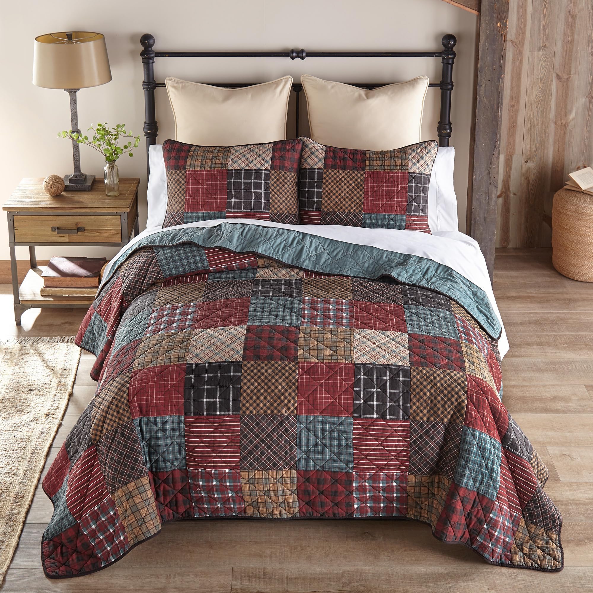 Amazon.com: Donna Sharp Appalachia Plaid Cotton Quilted Bedding Set - 3 ...