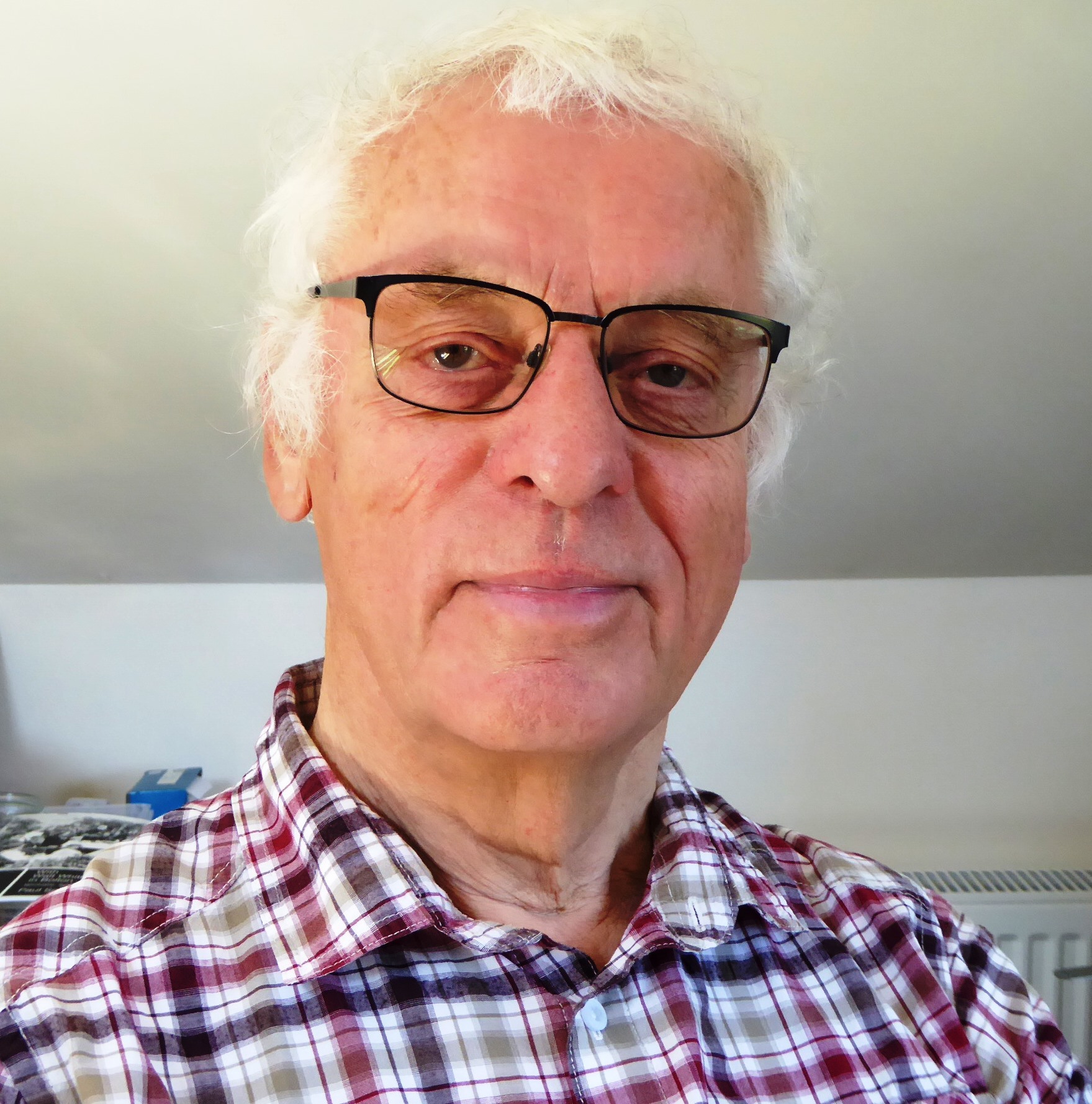 Amazon.co.uk: Richard Horrocks: books, biography, latest update