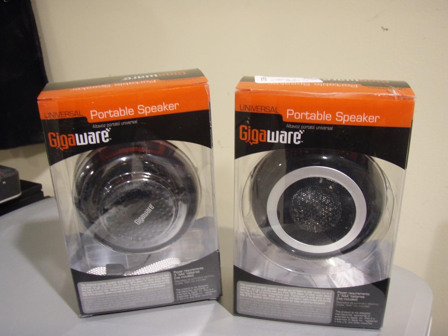 Amazon.com: Gigaware Portable Speakers (Black or Red) : Electronics