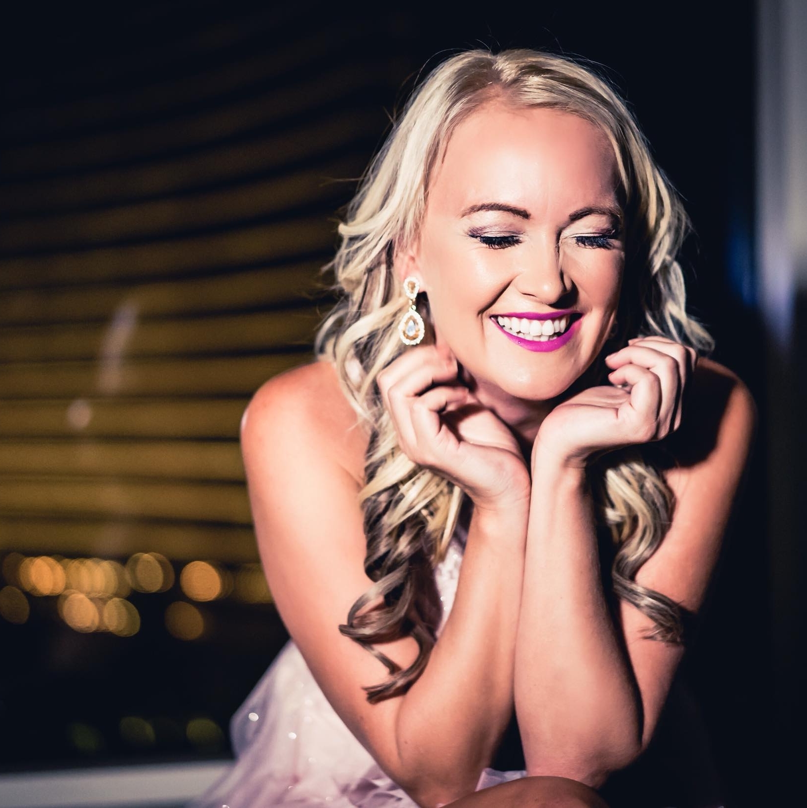 Amazon.com: Miranda Martin: books, biography, latest update