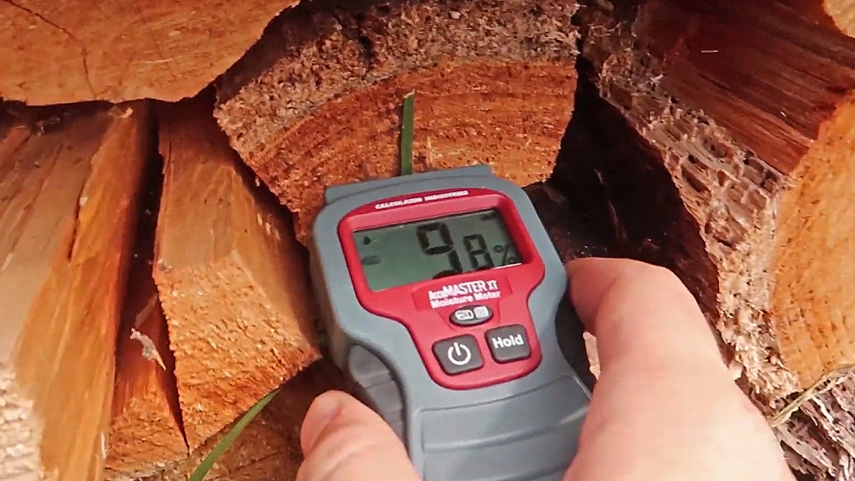 Watch Calculated Industries AccuMASTER XT Digital Moisture Meter on ...