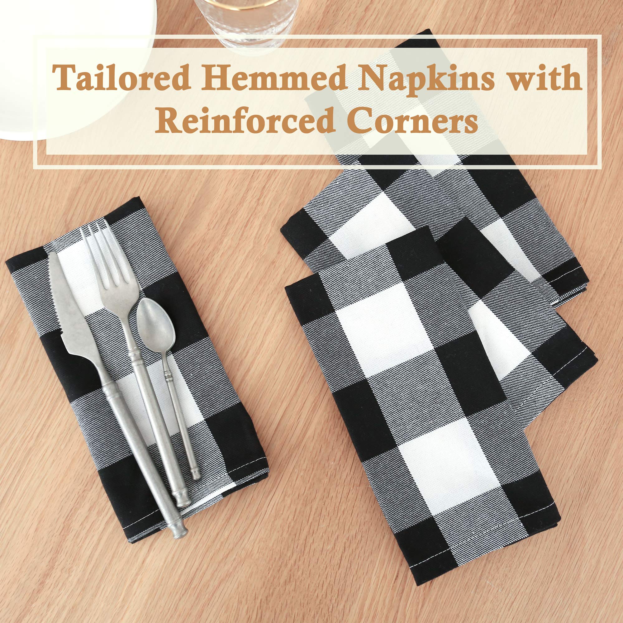 Snapklik.com : Table Runner And 4 Napkins - White Plaid Pattern - 110 ...