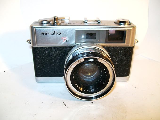 Amazon.com : Vintage Minolta 7s 35mm Camera : Point And Shoot Film ...