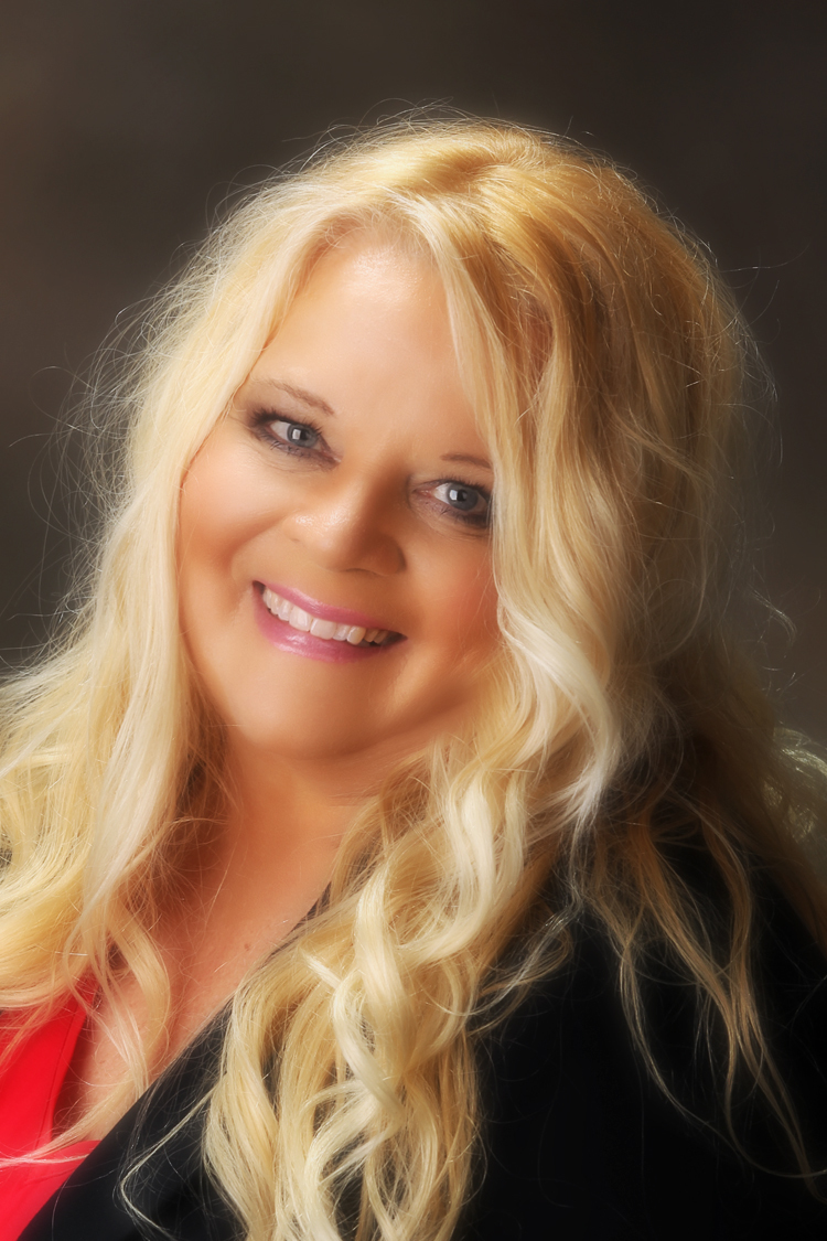 Amazon.com: Robyn Mitchell: books, biography, latest update