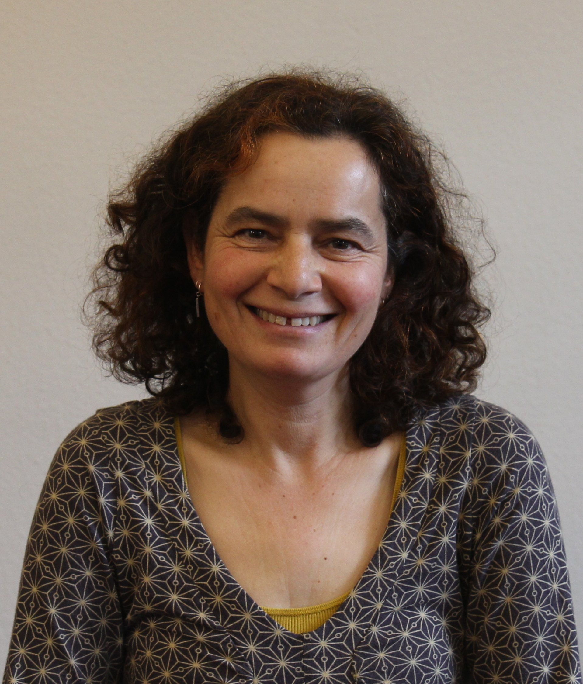 Caroline Moss's Instagram, Twitter & Facebook on IDCrawl