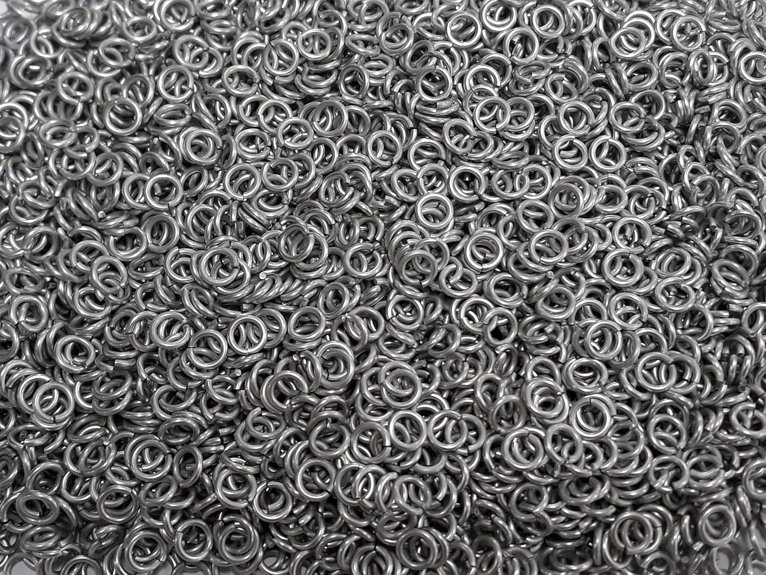 Amazon.com: Chainmail Joe 1/2 Pound Silver Anodized Aluminum Jump Rings ...