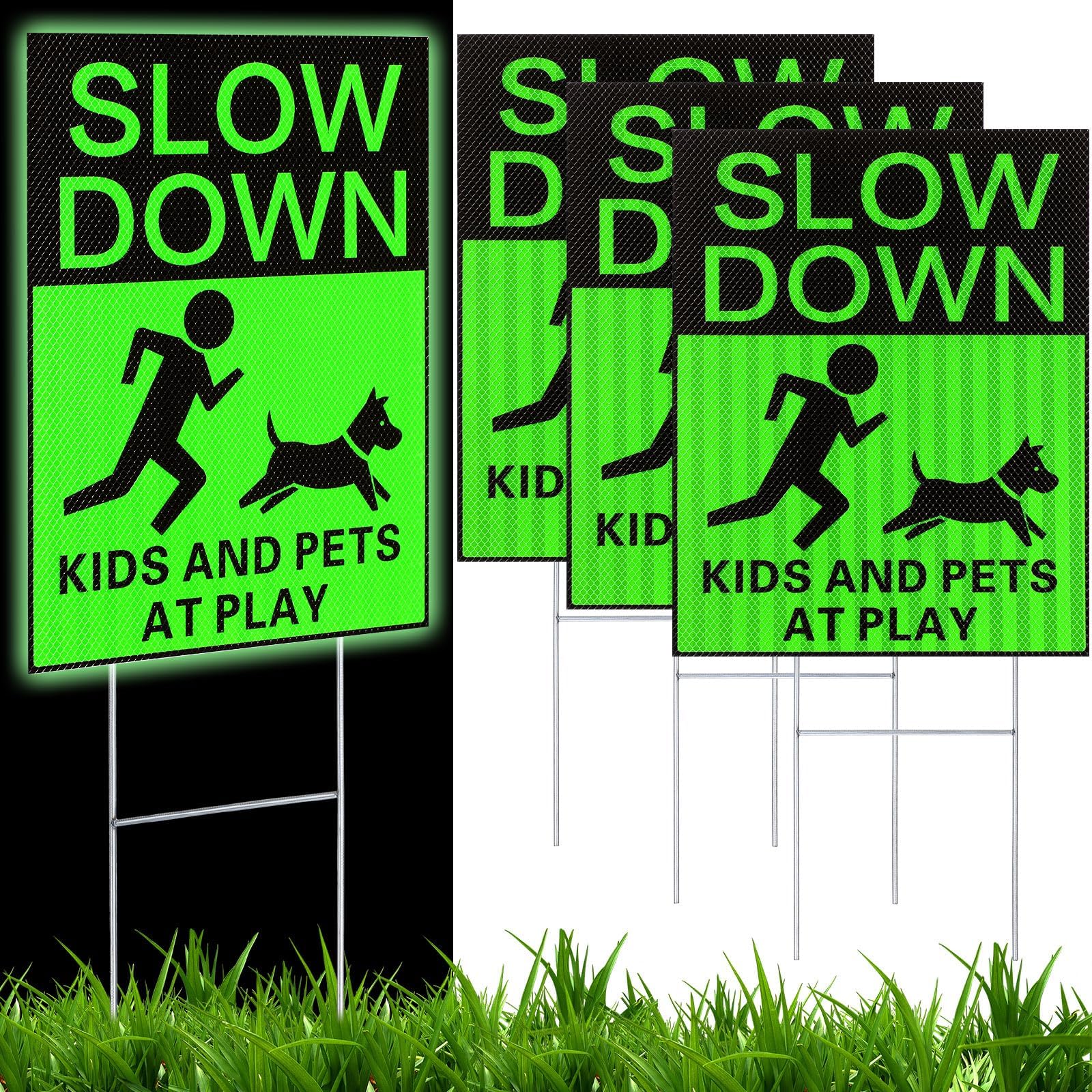 Amazon.com : 6 Pcs Reflective Kids and Pets at Play Safety Signs with ...
