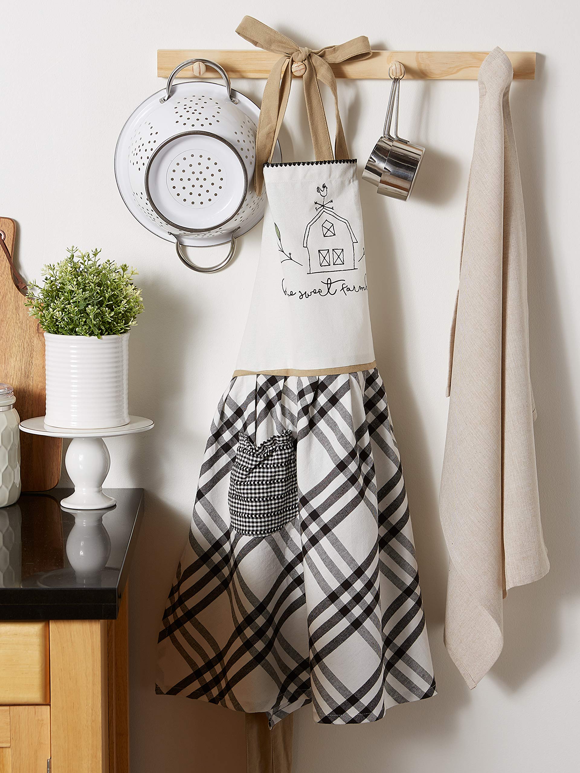 Snapklik.com : DII Home Sweet Farmhouse Kitchen Collection